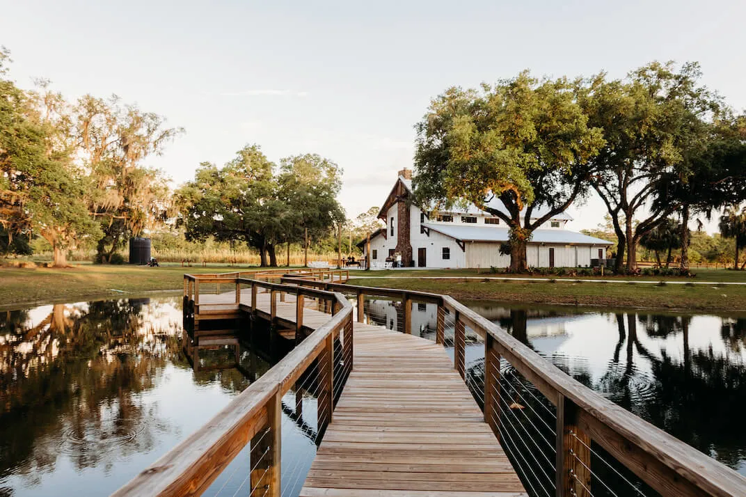 Central Florida's Premier Outdoor & Indoor Wedding Venue