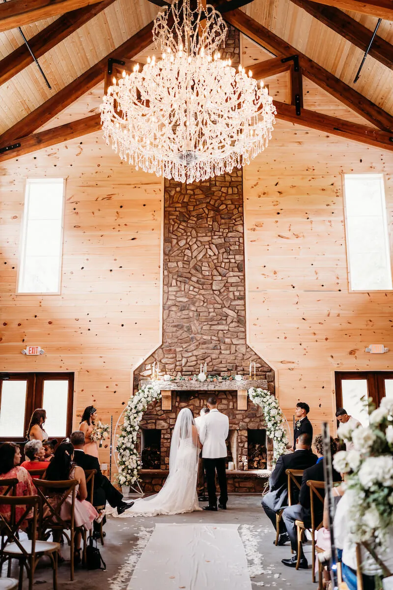 Central Florida's Premier Outdoor & Indoor Wedding Venue