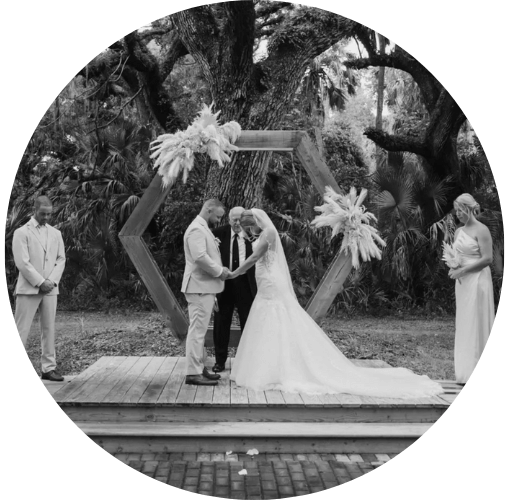 Central Florida's Premier Outdoor & Indoor Wedding Venue