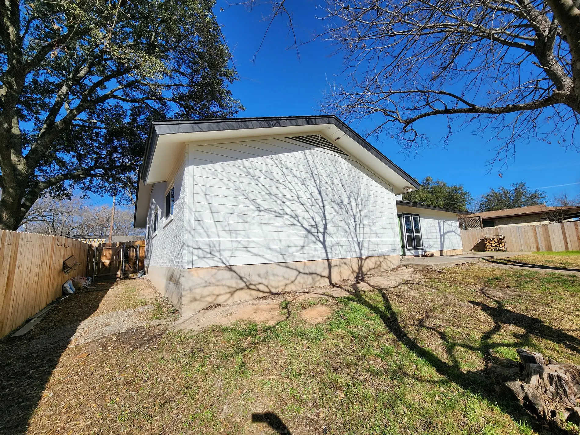 Explore Our Work - Austin Pro Siding, Windows & Roofing Gallery