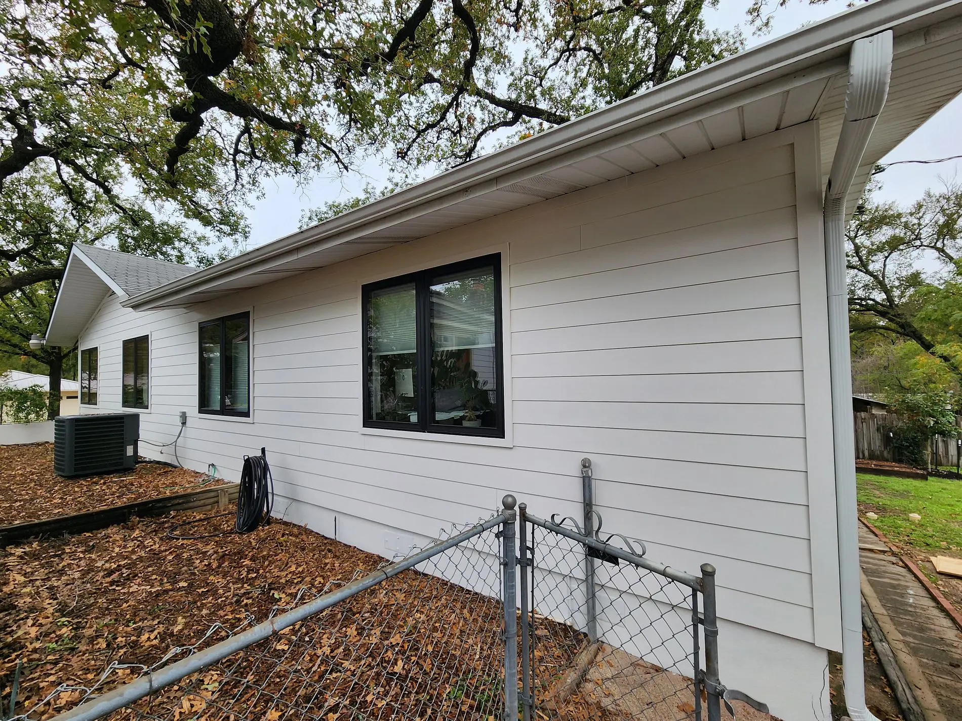 Explore Our Work - Austin Pro Siding, Windows & Roofing Gallery