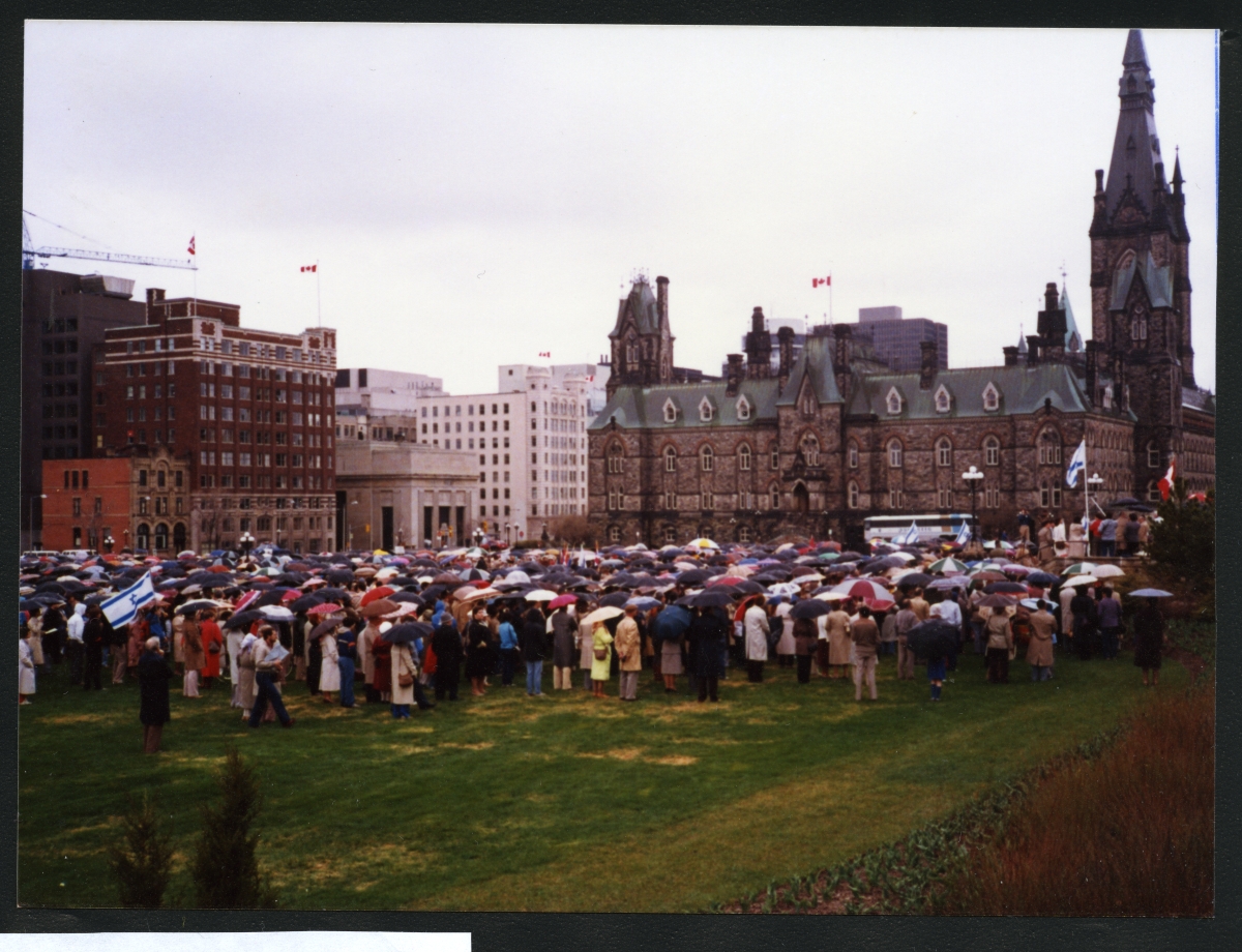 Into the Archives: Jewish life in Canada surrounding the Second World ...
