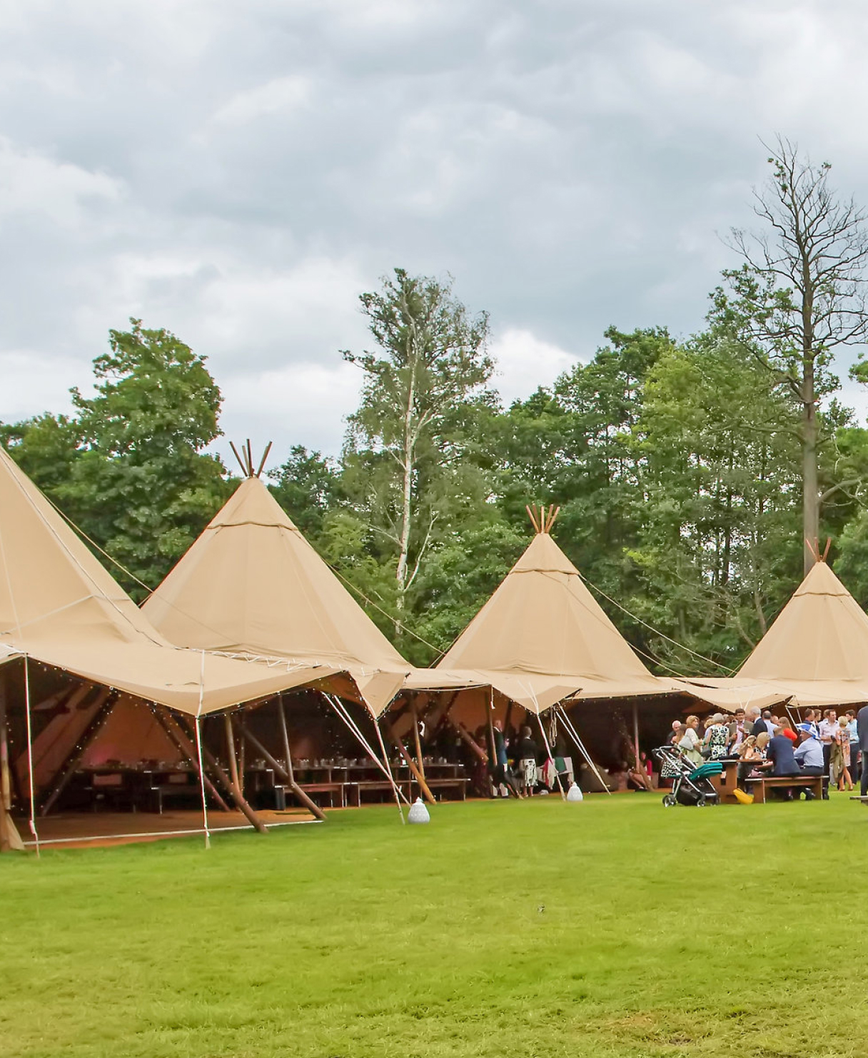 4 Tipi Layout Examples and Gallery