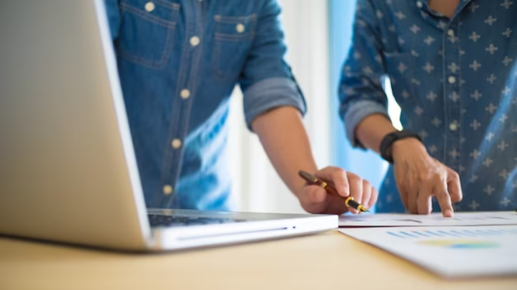 UX Case Studies: The Ultimate Guide for Product Designers