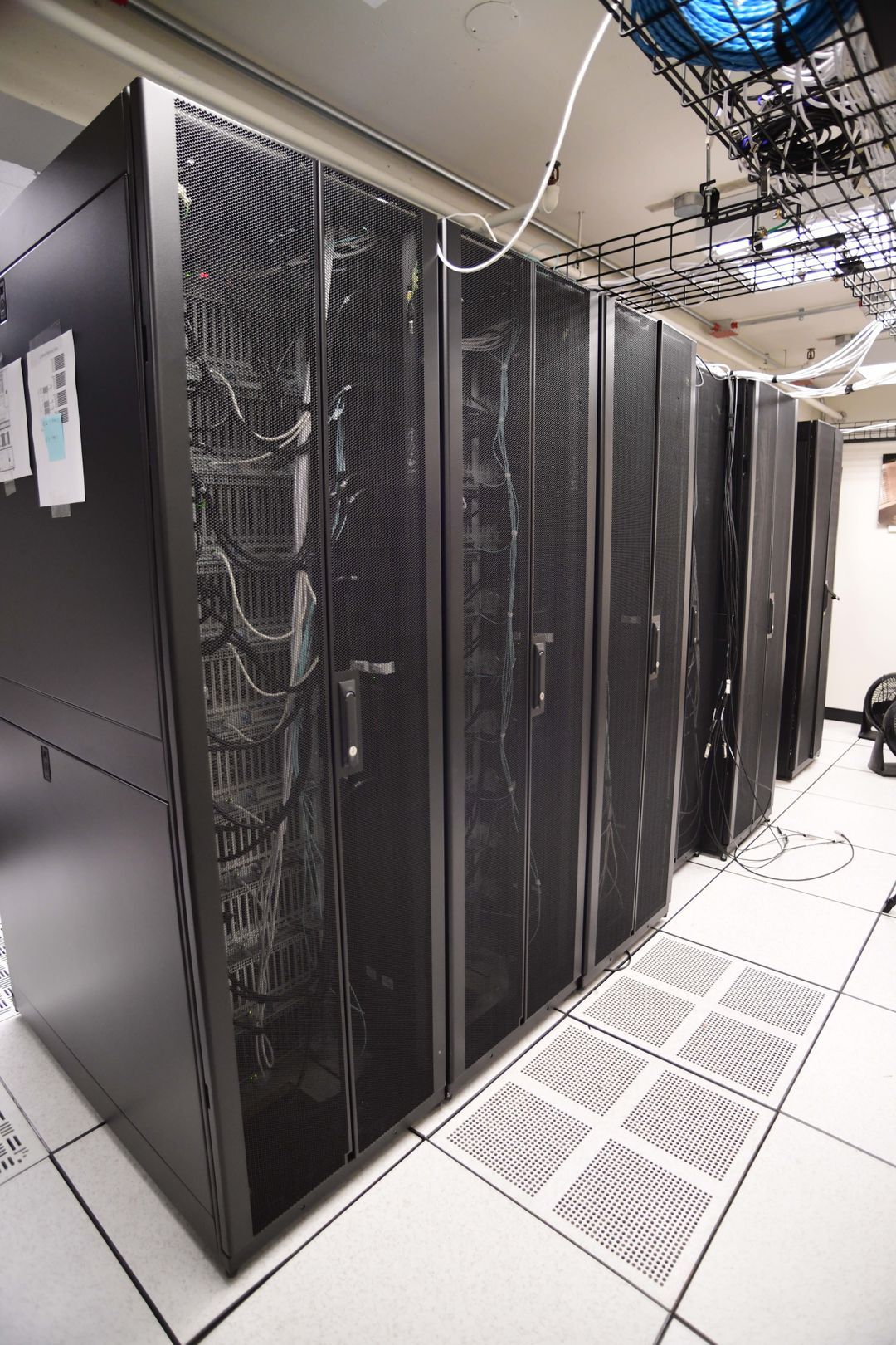 Gallery - MIT HAN Lab