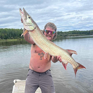 Pine Sunset Lodge | Come for the fishing