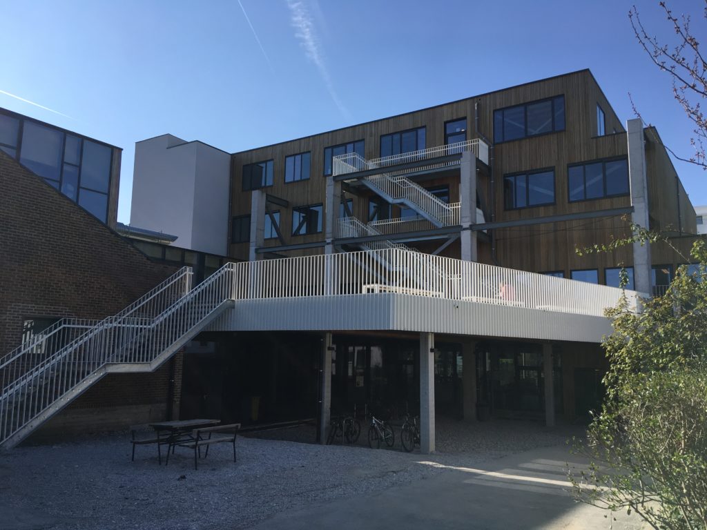 ECOLE ACTIVE (Uccle) - Building - Inclusio
