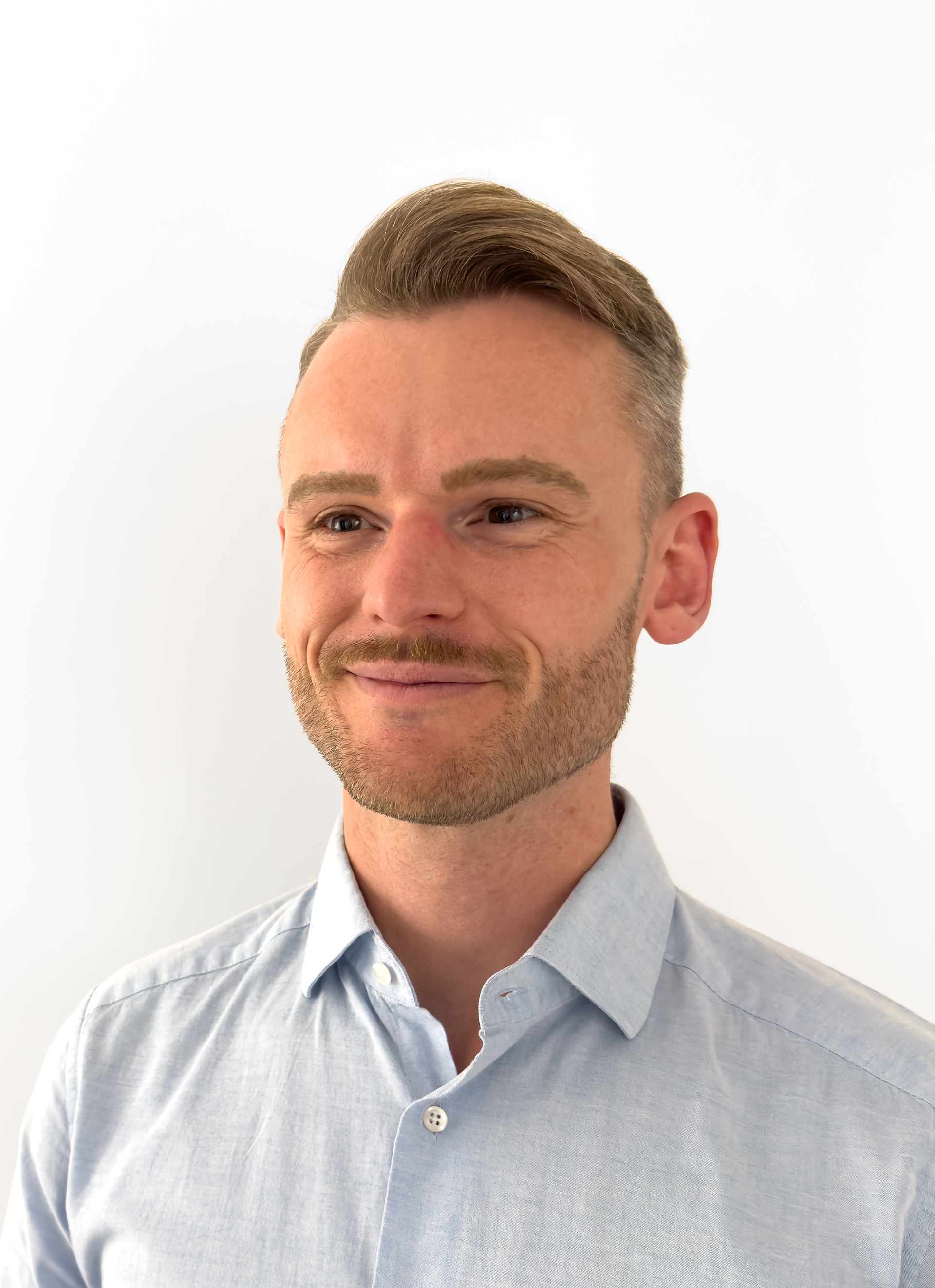 IV ACADEMY - IV PRO - IV ACADEMY