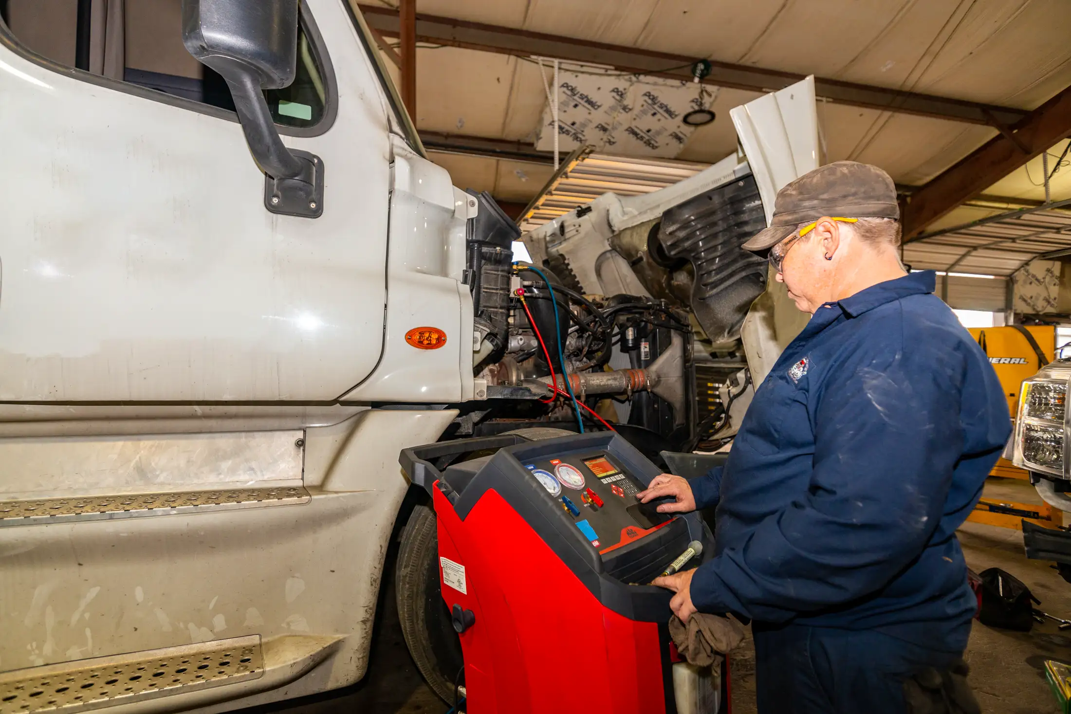 Truck Repair Shop in New Castle, DE | Toon Truck Repair