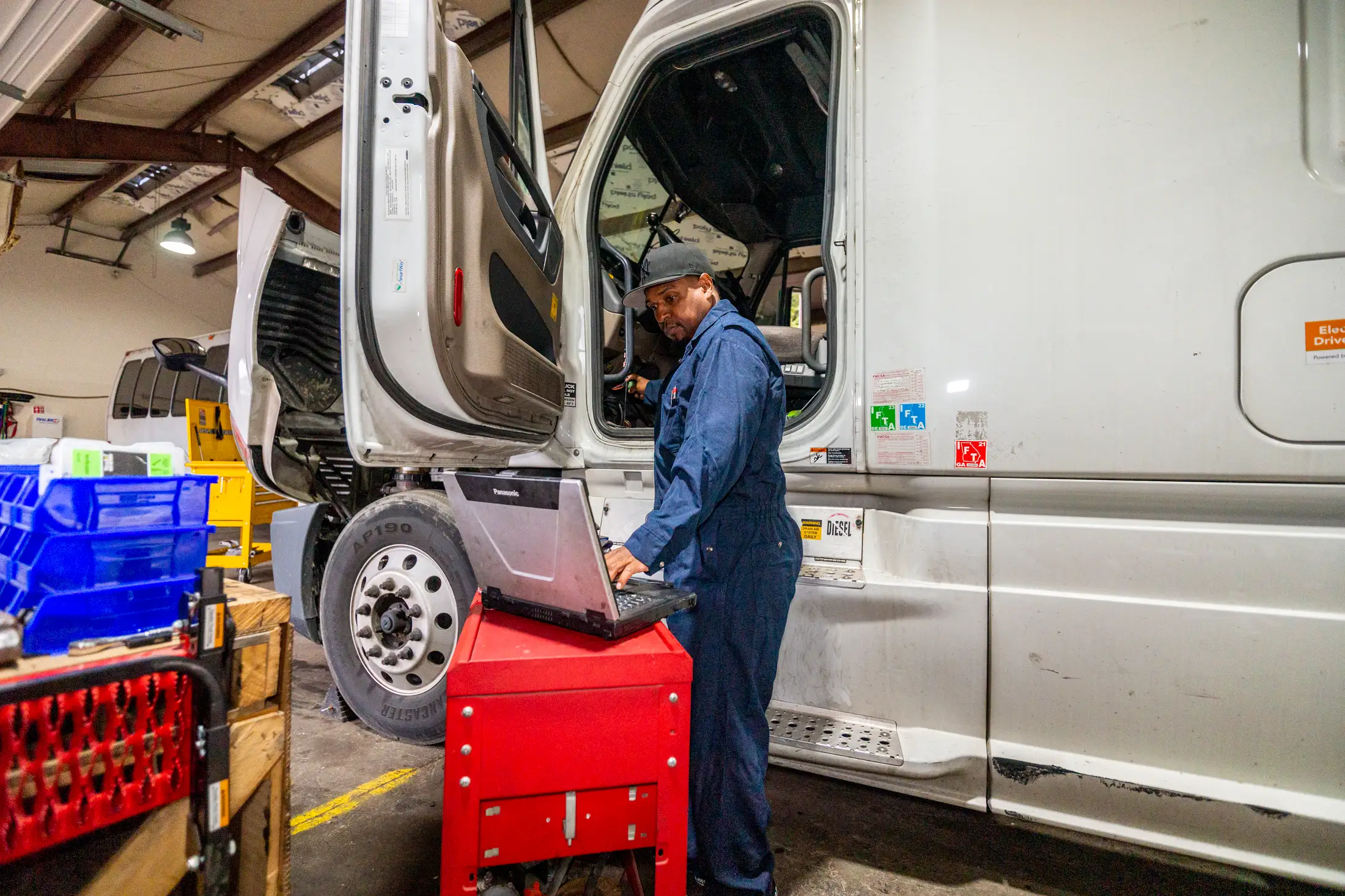 Truck Preventive Maintenance in New Castle, DE | Toon
