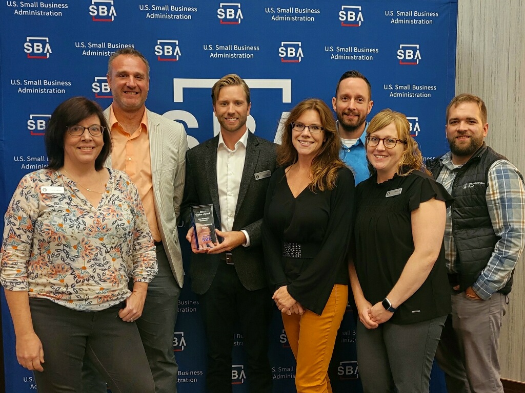 EFund Recognized as Minnesota's 2022 SBA Microlender of the Year ...