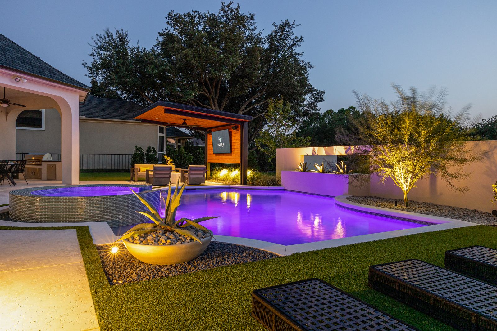 Verde Outdoors | Pool Builders in Dallas, TX