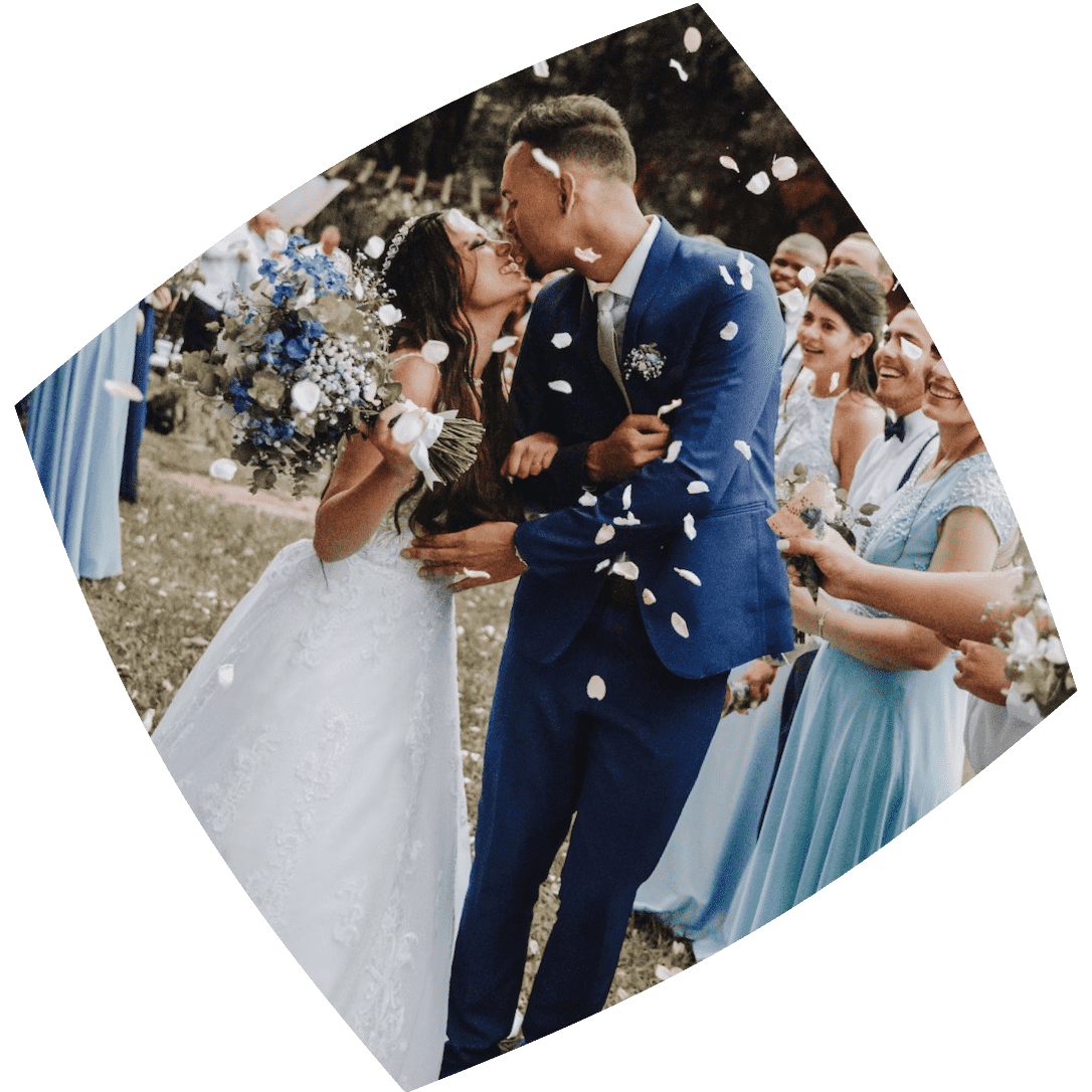 Momenta | The disposable camera app