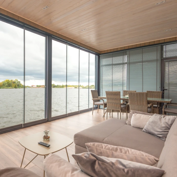 Aravo - Pricing Plan: Clear and concise pricing template.