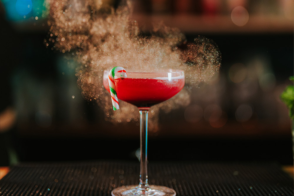 HUMBUG! Immersive Christmas Dive Bar | London