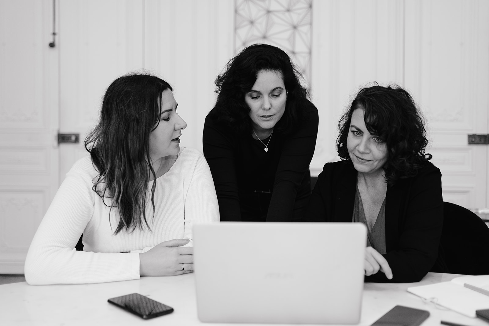 Anne Cohen - Avocate