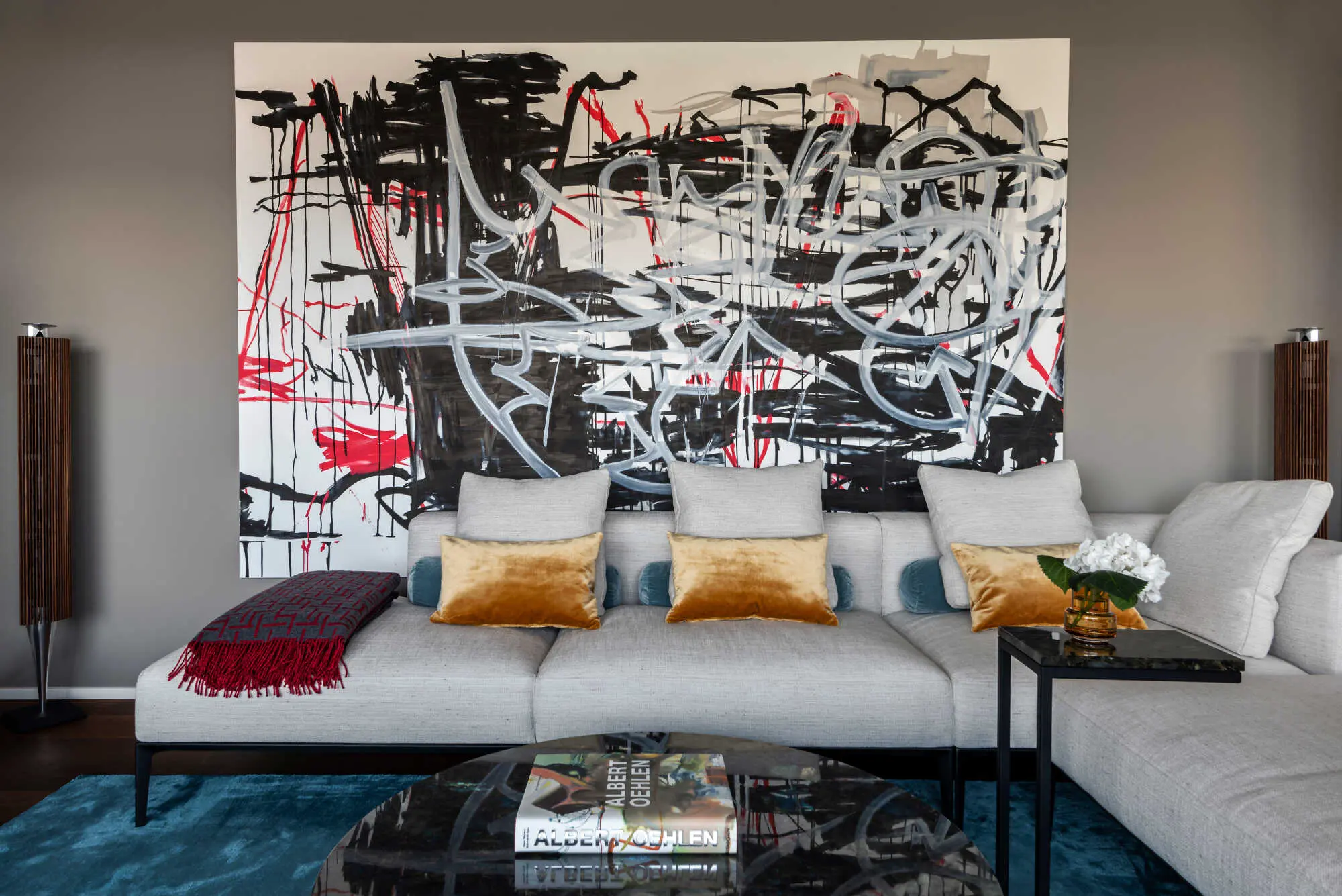 Artsy Contemporary | Upscale Interiors AG