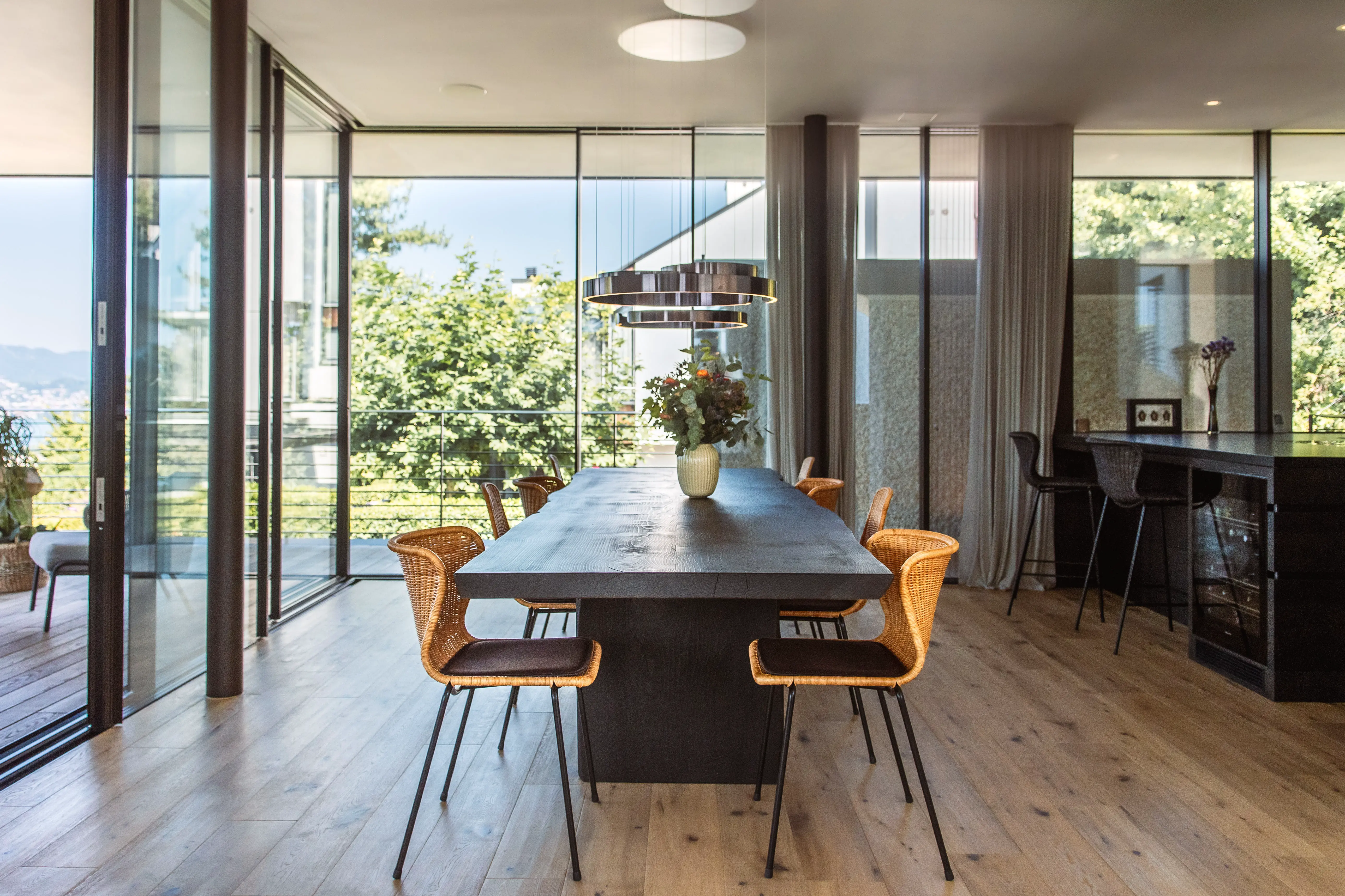 Contemporary | Upscale Interiors AG