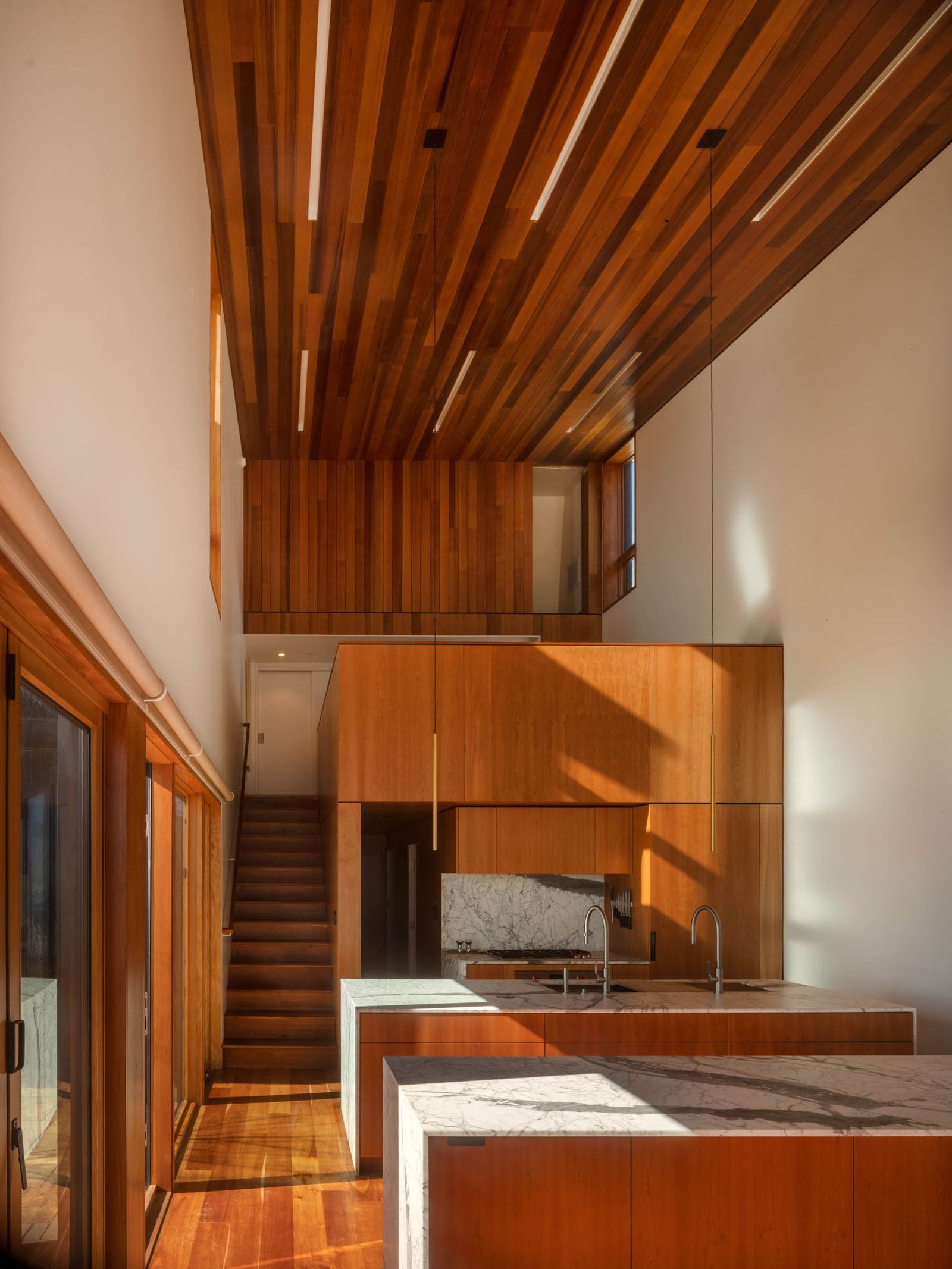 Mountainside - MacKay-Lyons Sweetapple Architects