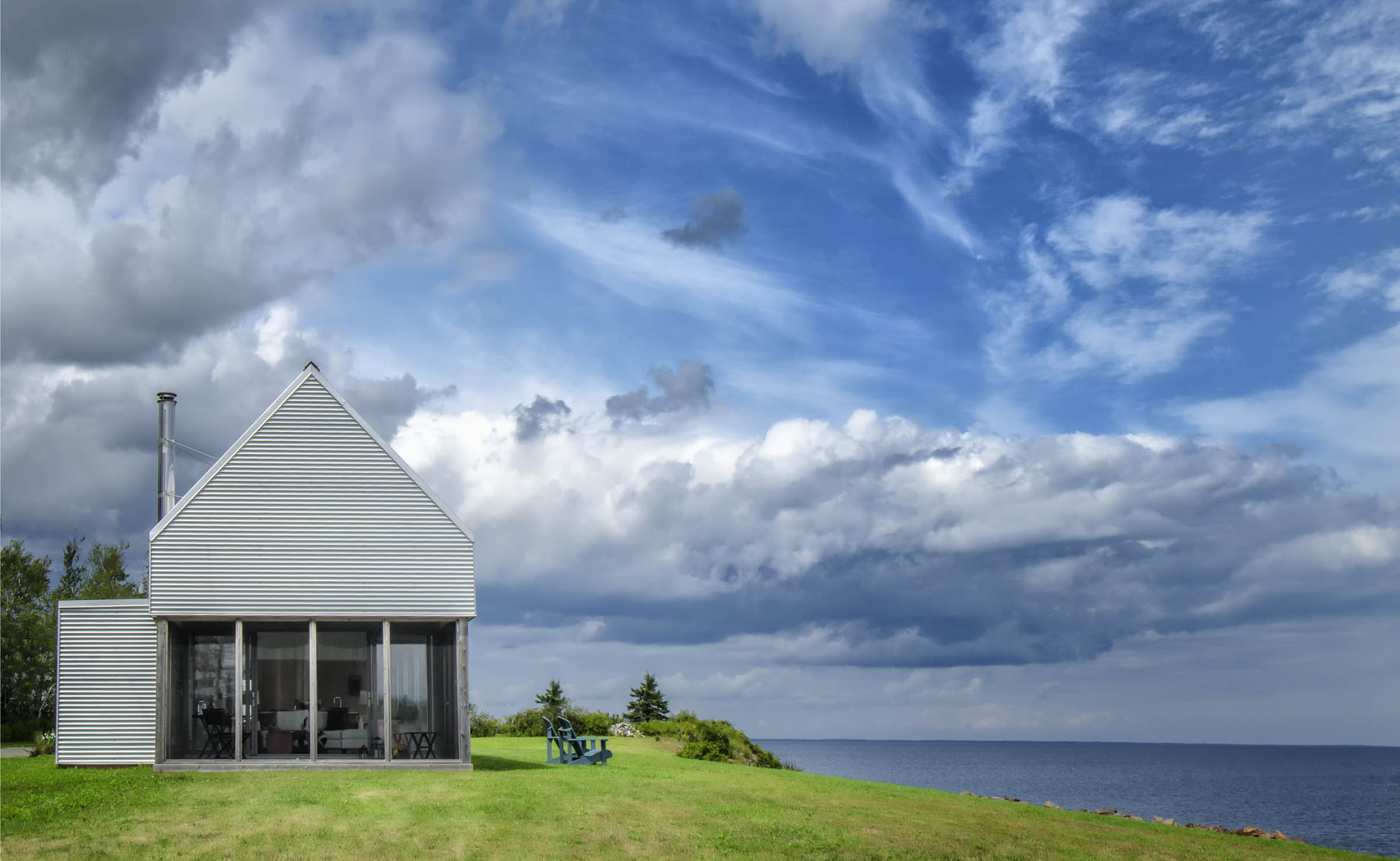 Roy House - MacKay-Lyons Sweetapple Architects
