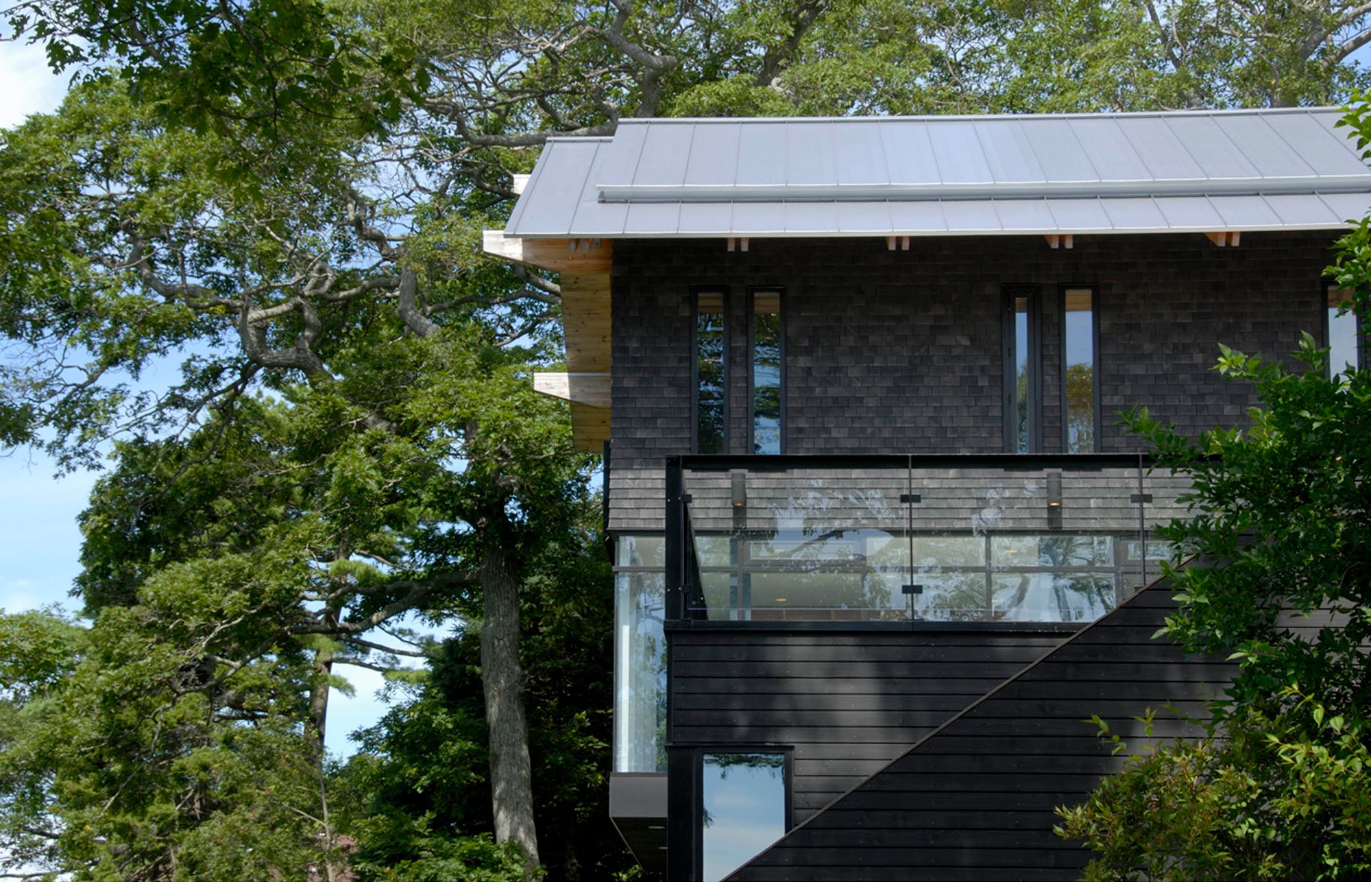 Regan House - MacKay-Lyons Sweetapple Architects