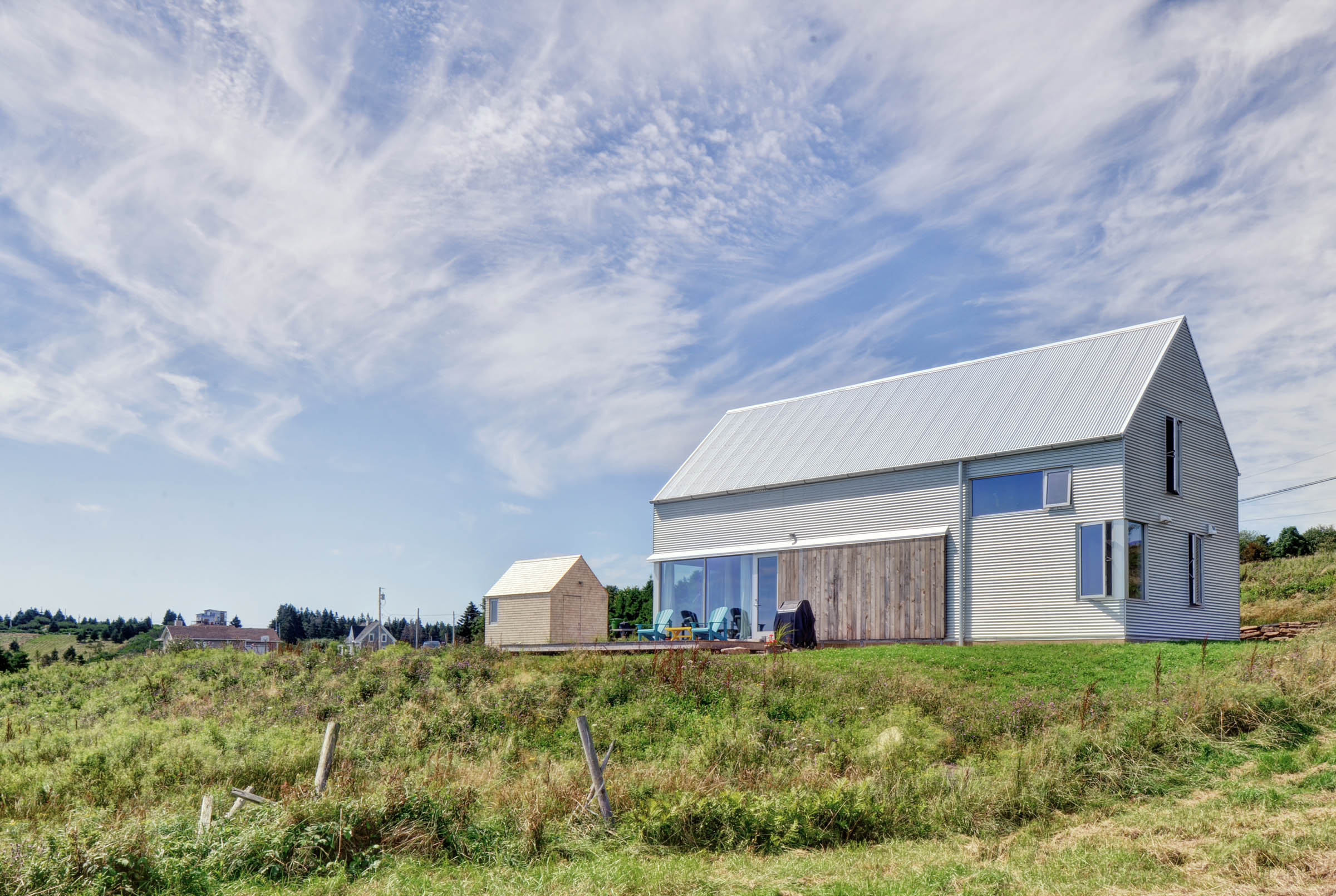 Muir/Craig Cottage - MacKay-Lyons Sweetapple Architects