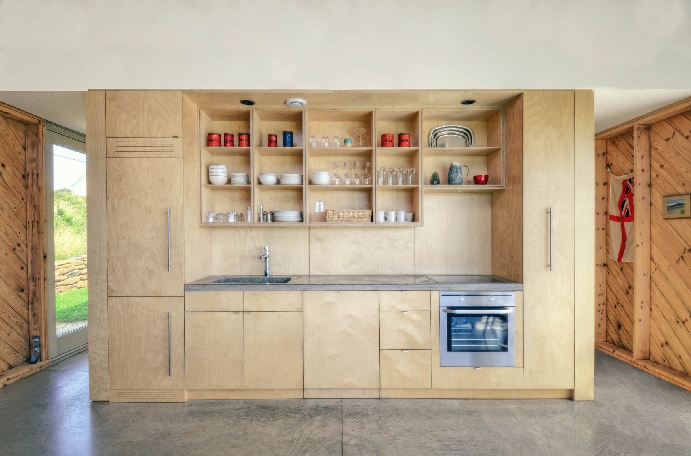 Muir/Craig Cottage - MacKay-Lyons Sweetapple Architects