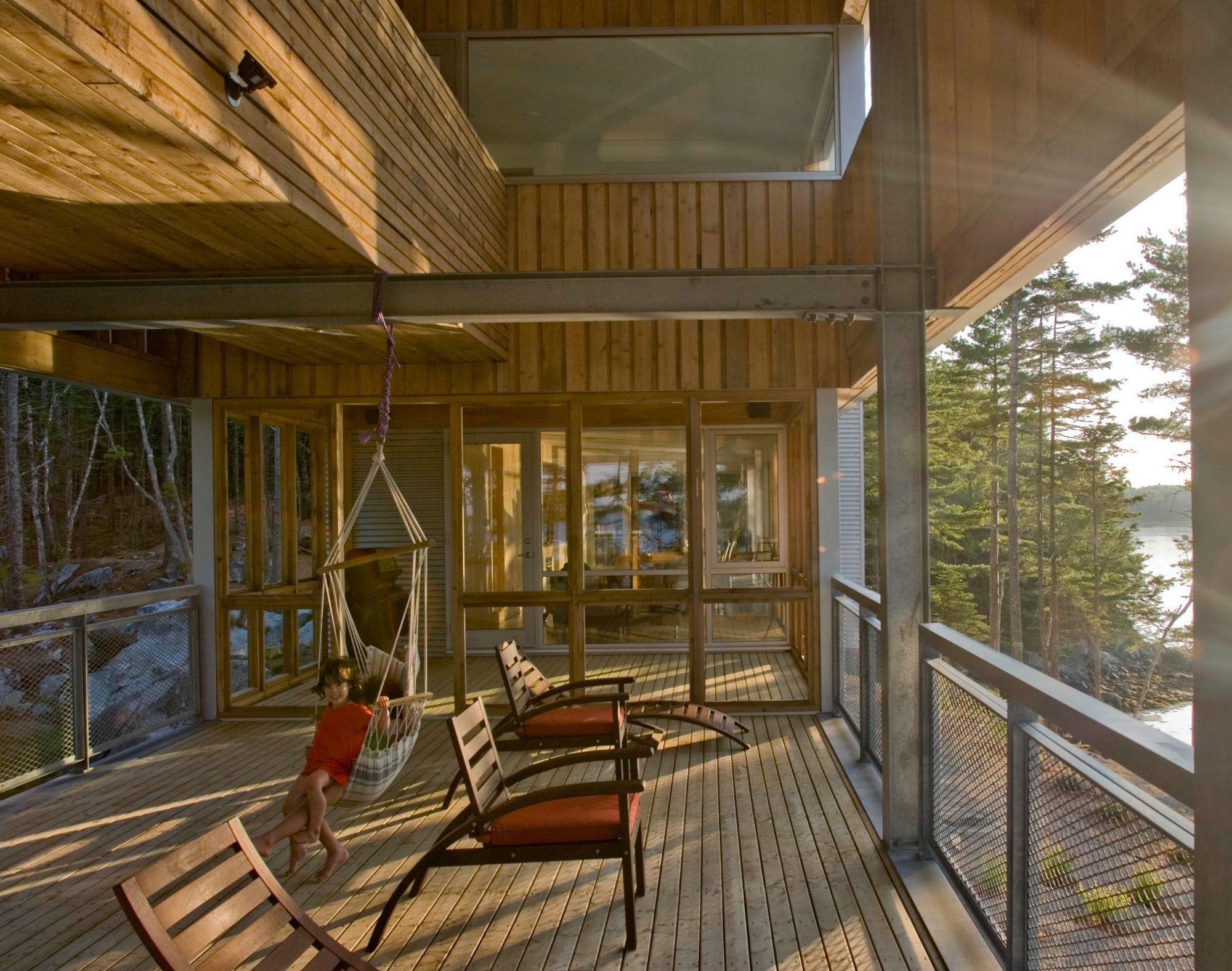 Bridge House - MacKay-Lyons Sweetapple Architects