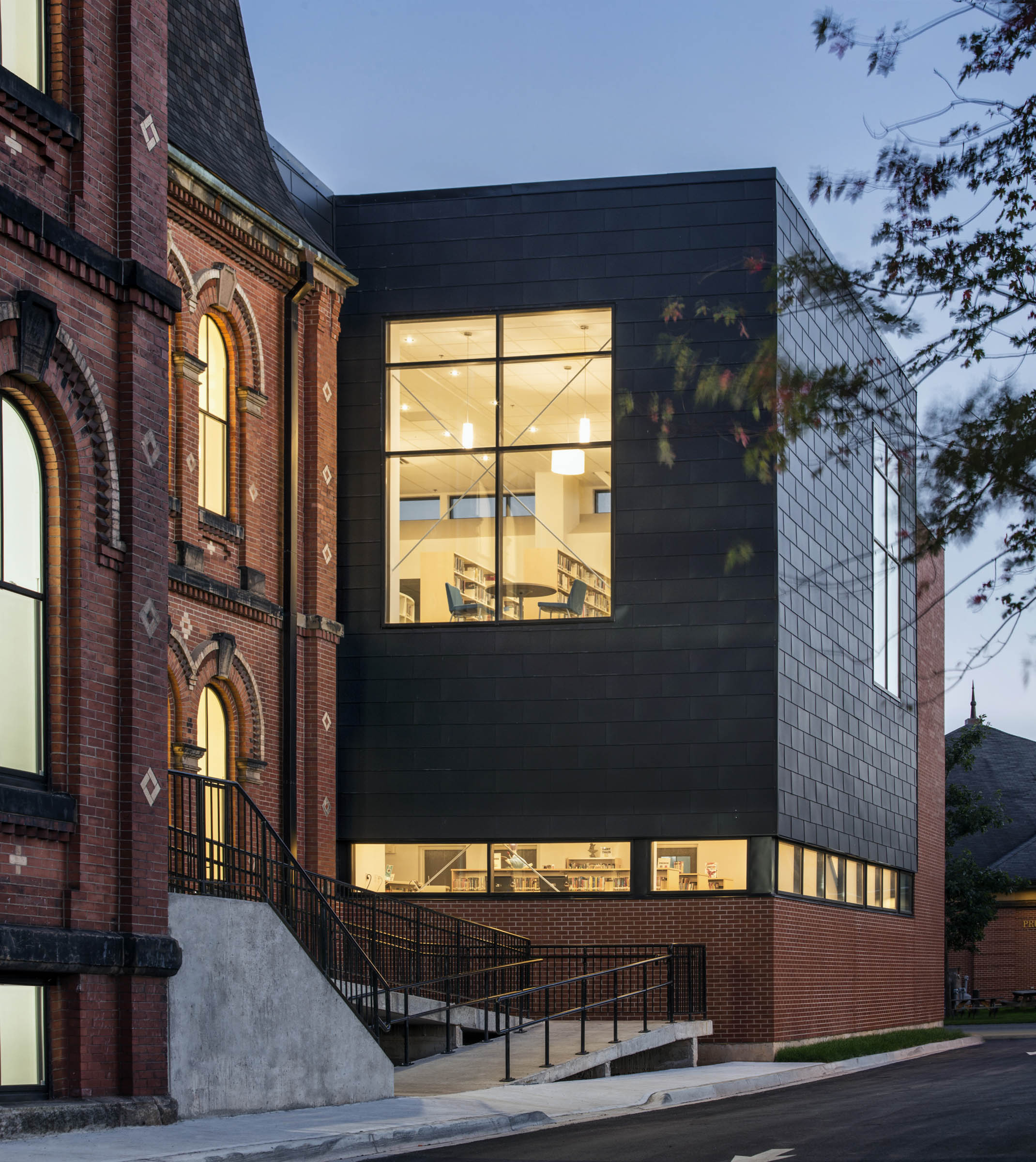 Truro Library - MacKay-Lyons Sweetapple Architects