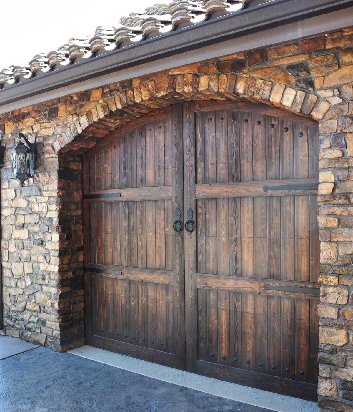 Garage Door Company Clovis CA | Phillips Garage Door