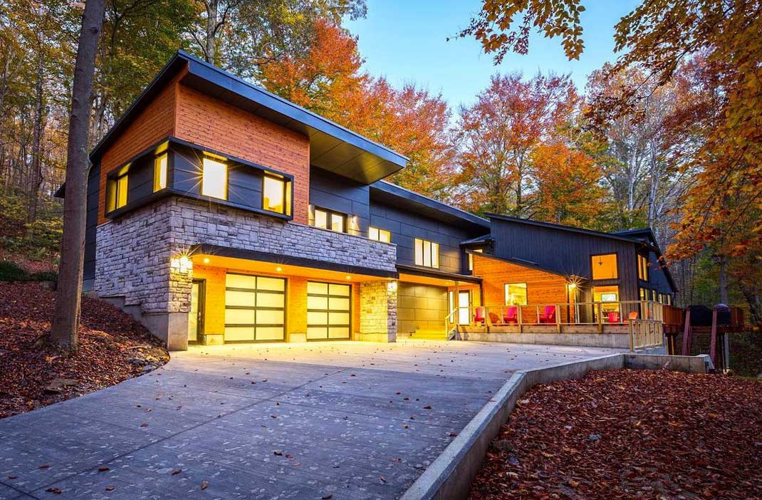Garage Door Company Clovis CA | Phillips Garage Door