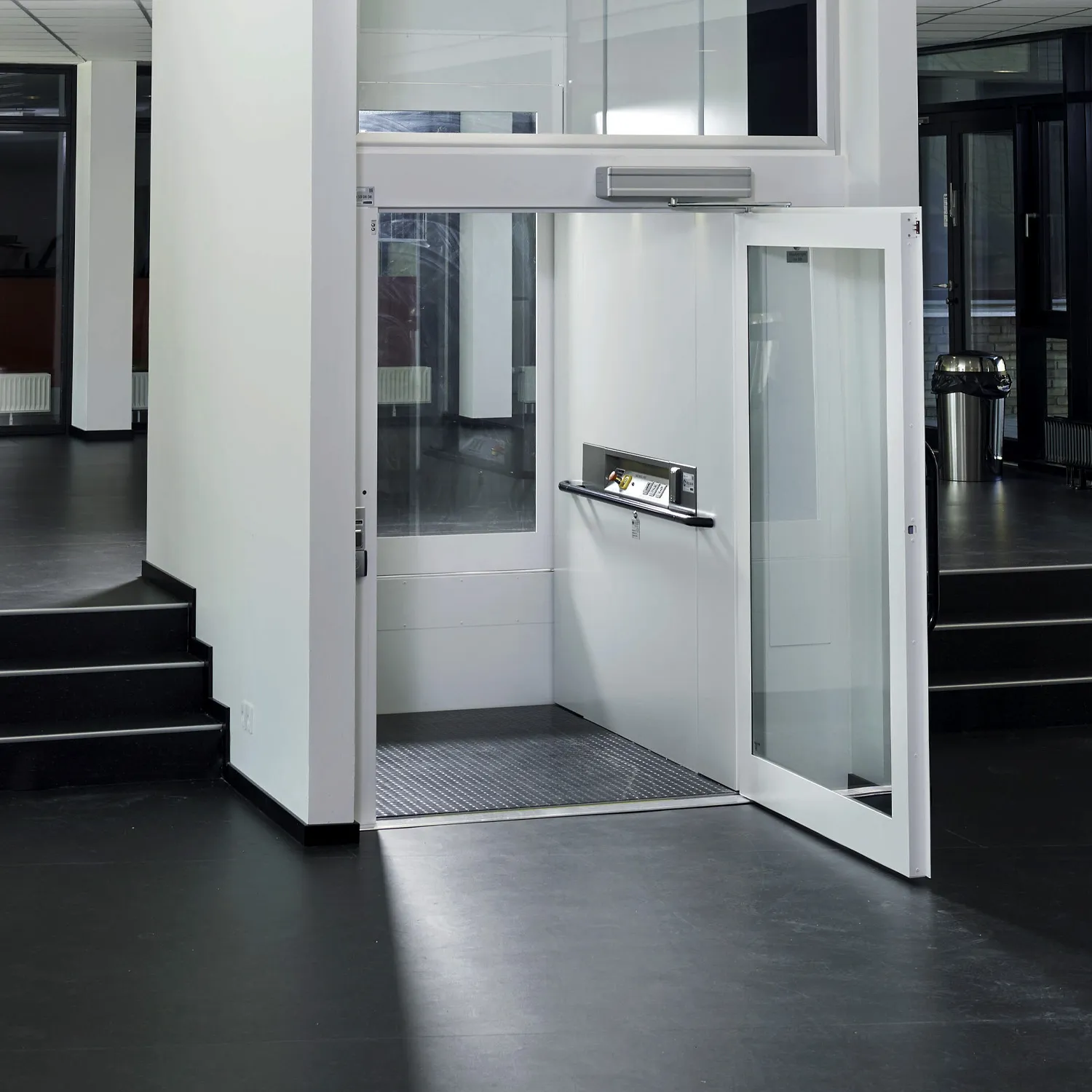 Platform Lifts | Vertical Platform Elevators for Home & Public Projects