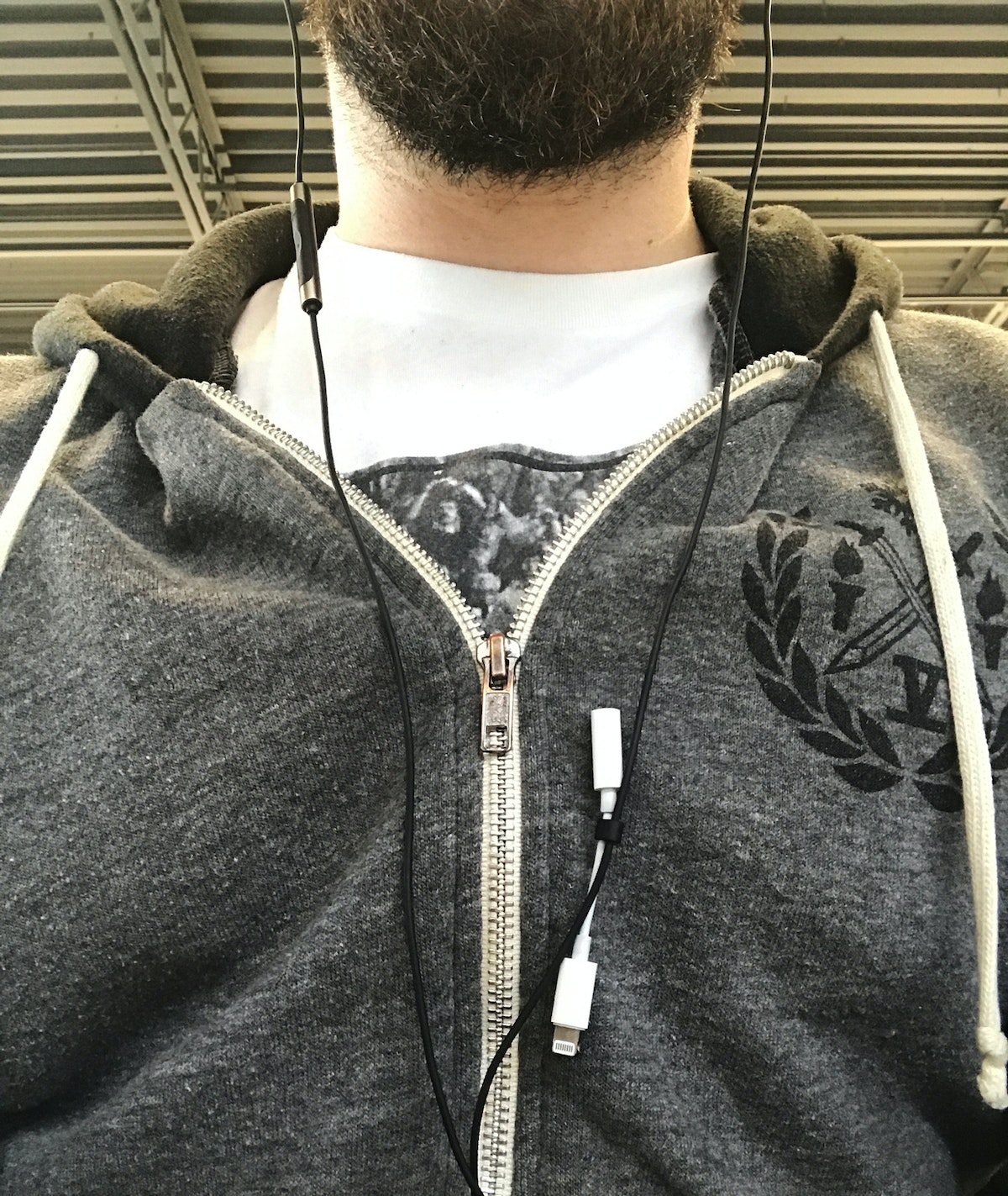 Thoughtless Acts: Headphone Helper - IDEO