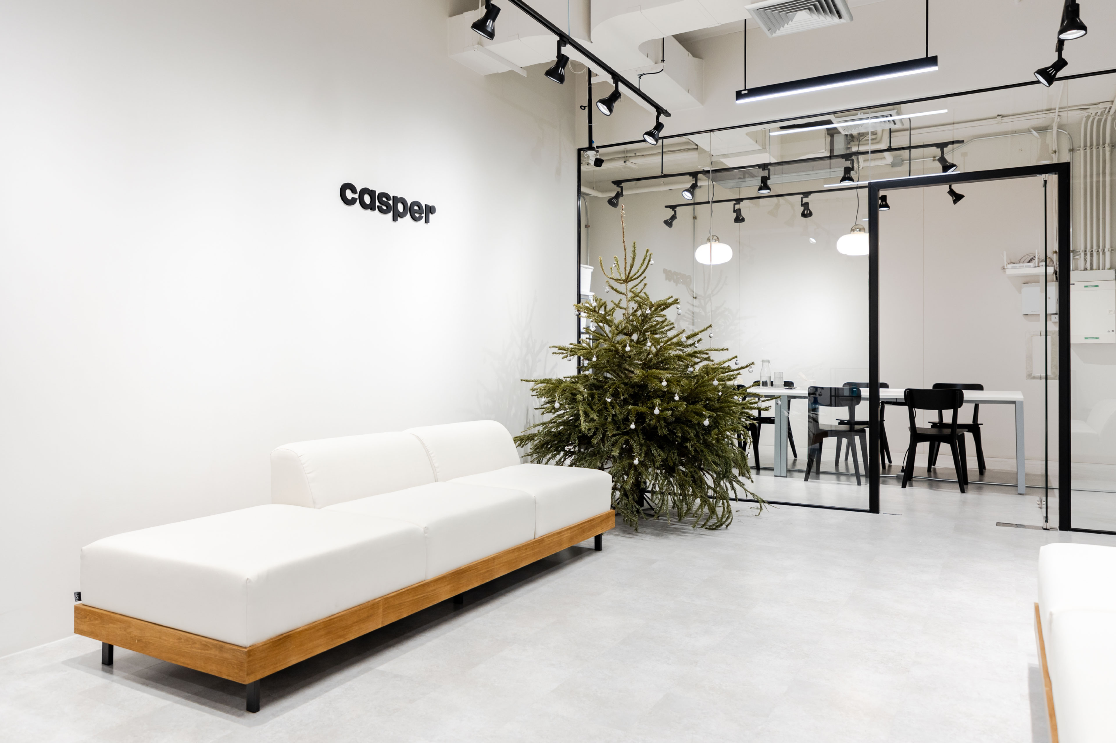 Casper House - Creative Consulting Agency