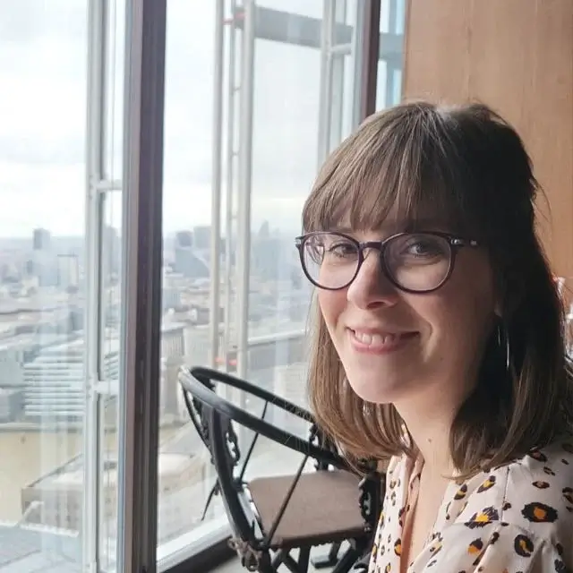 12 challenger brand examples from small businesses