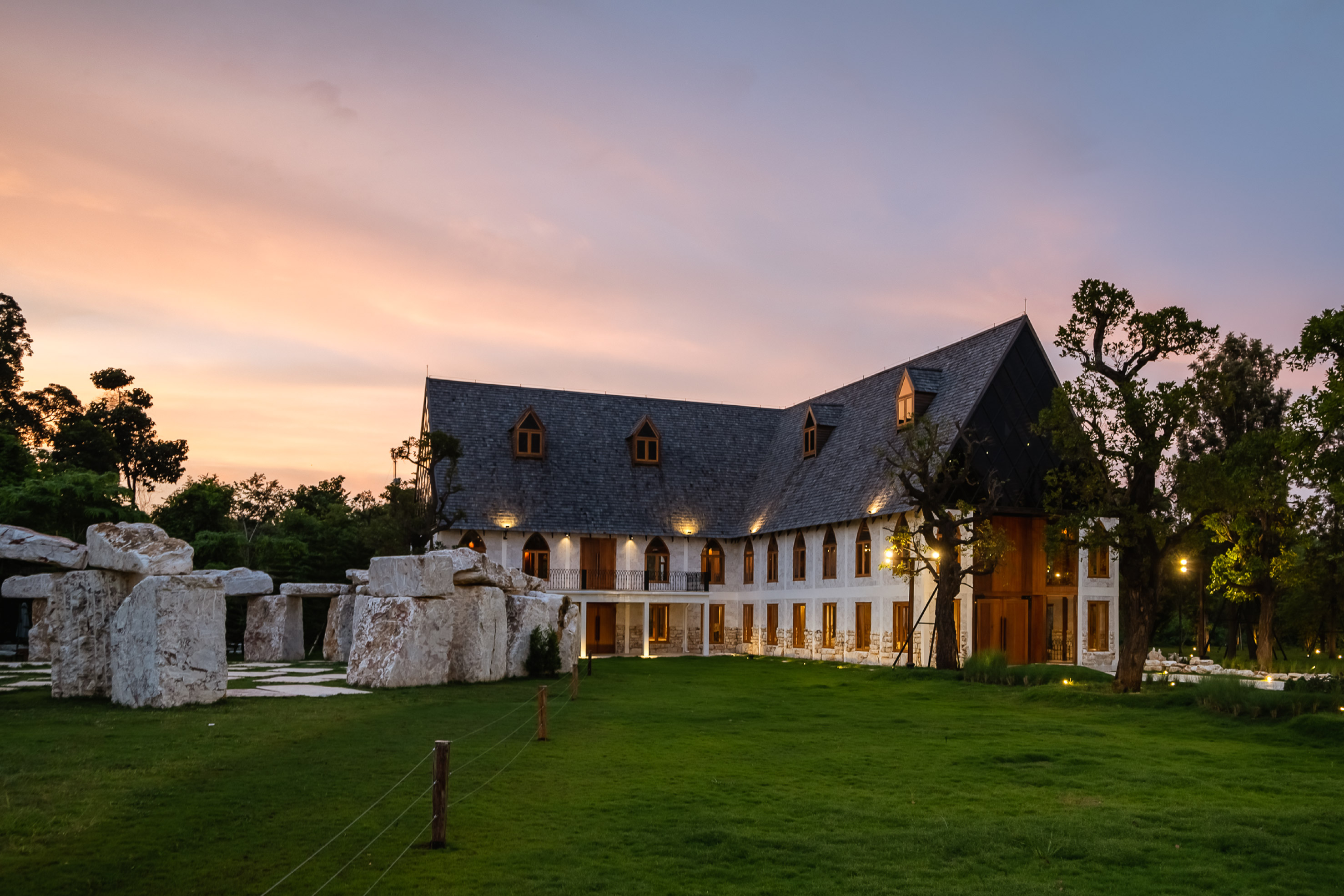 Within Khaoyai - Casper House