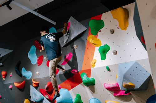 Bouldering Gym in Singapore’s CBD | Climba