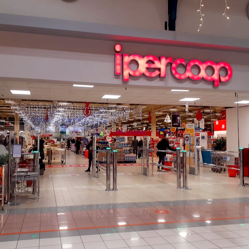 Ladro all'IperCoop Bloccato dai Rangers | Rangers Battistolli