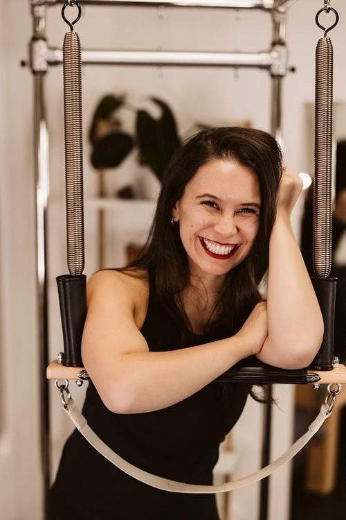 Lolita Pilates Online | About