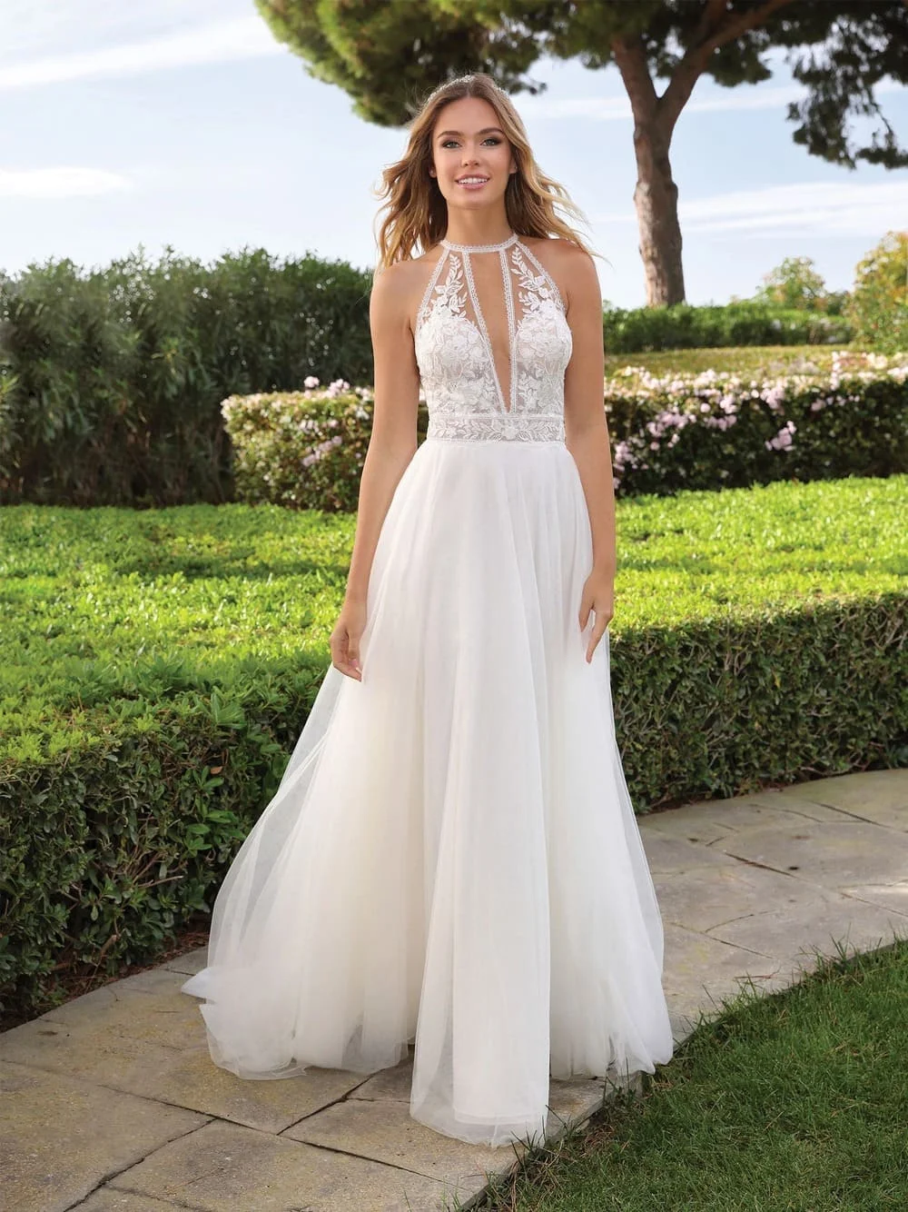 Wunderbar Brautkleider Mit Neckholder Bild