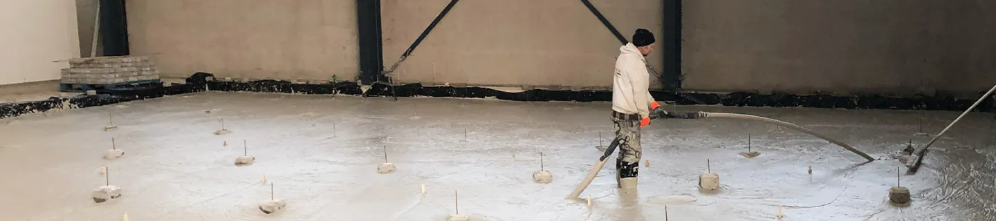 Hoe dik moet schuimbeton zijn? Minimale en ideale dikte