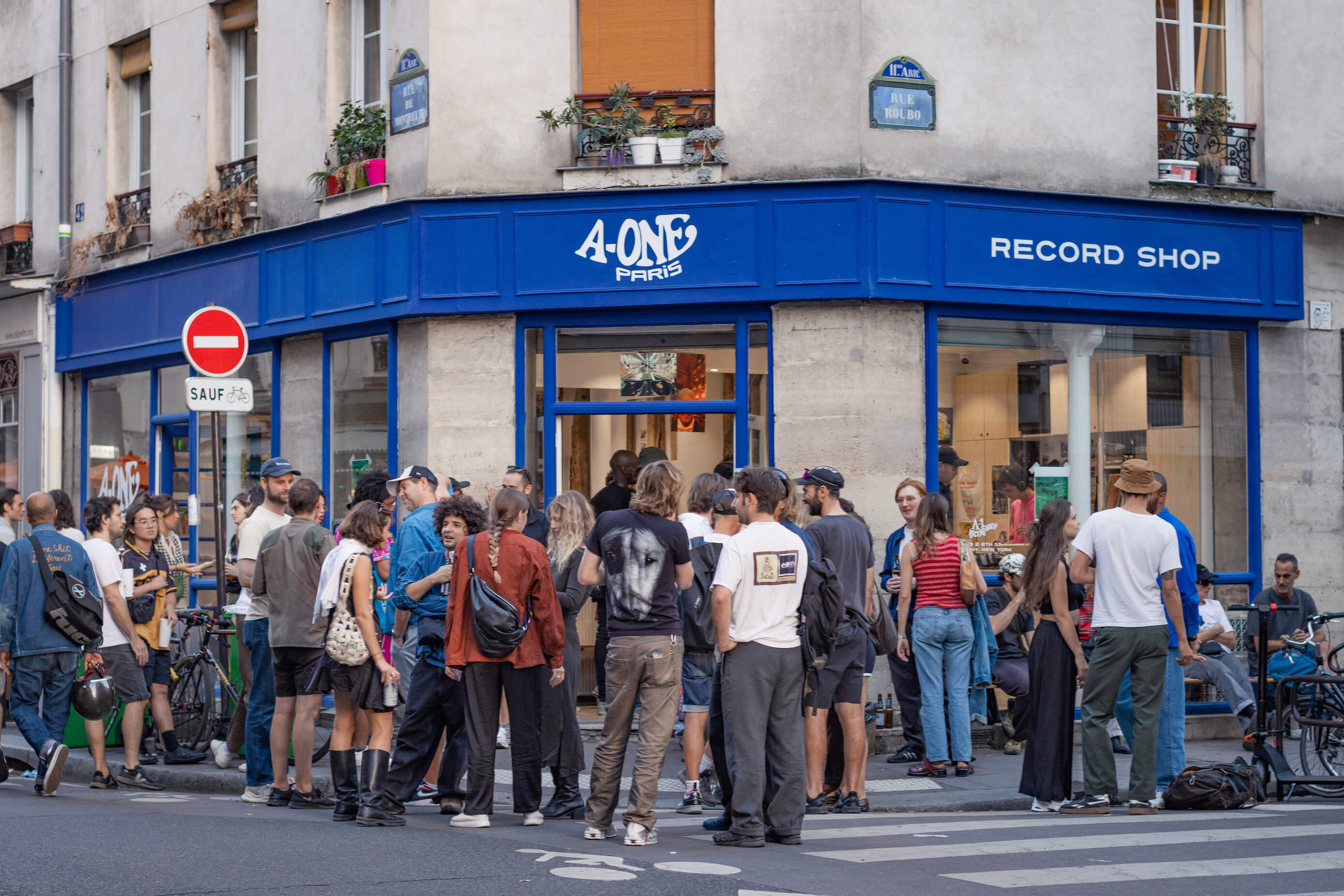 A-one Paris : le nouveau disquaire étoilé, annexe rayonnante du ...