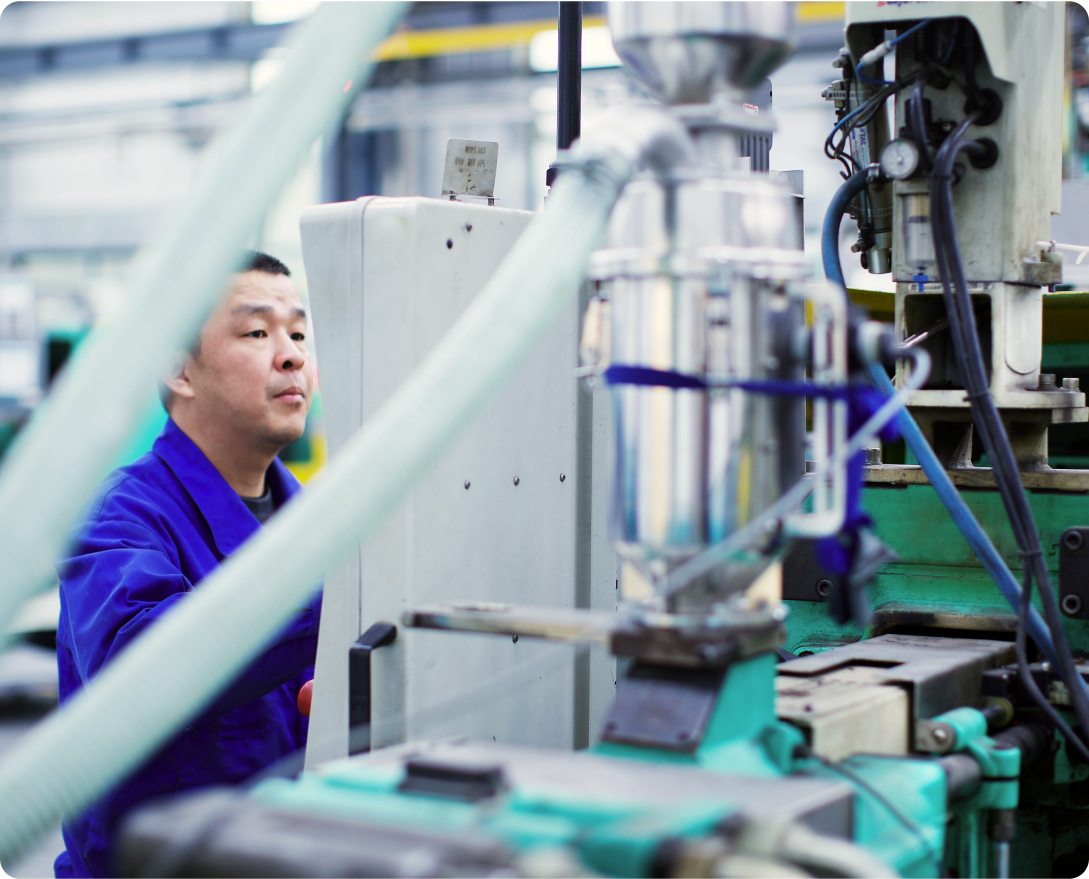 Source Sustainable Materials Using Data - Circular