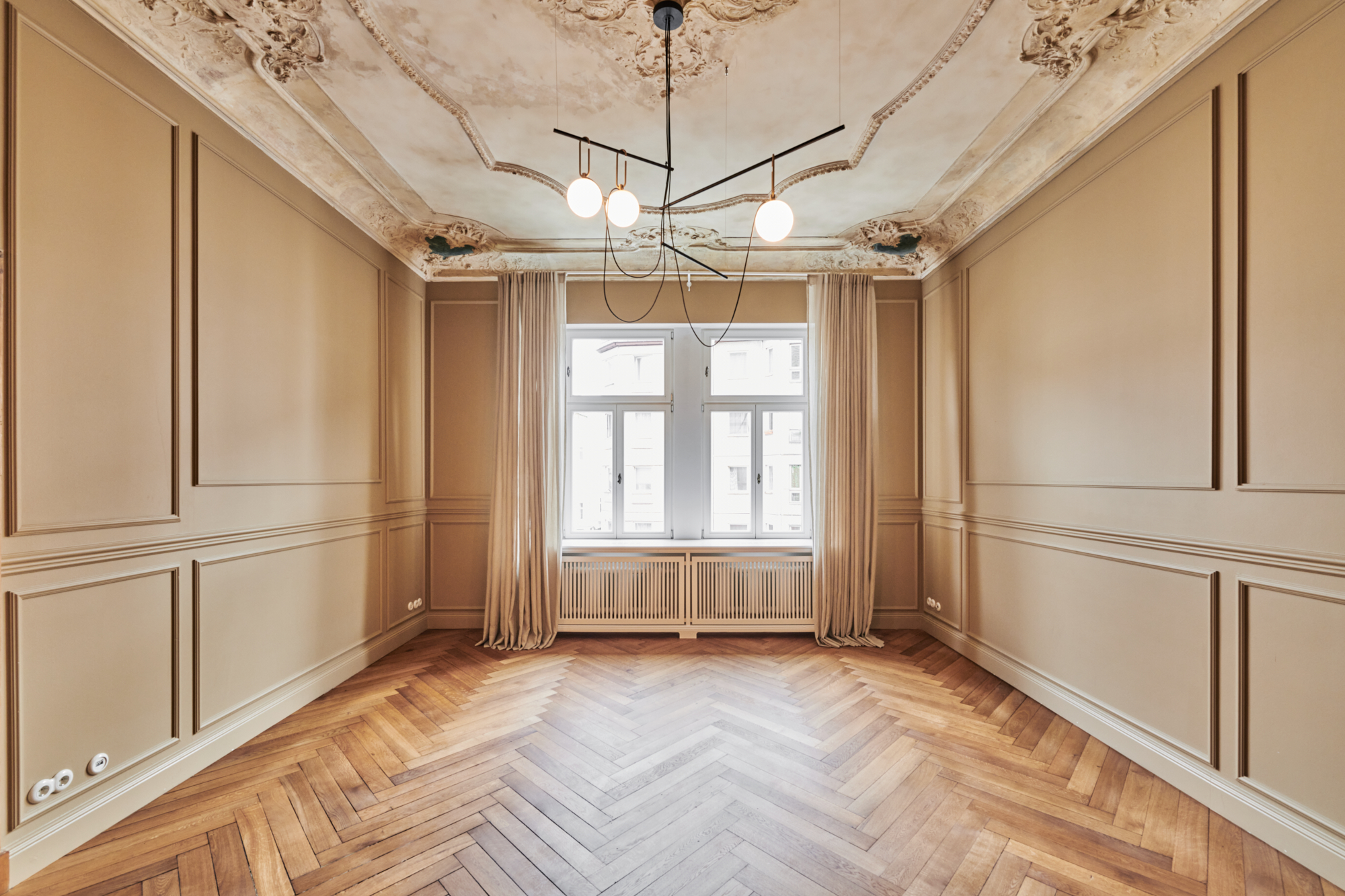 Film & Fotolocation Berlin Indoor mit Altbaucharme