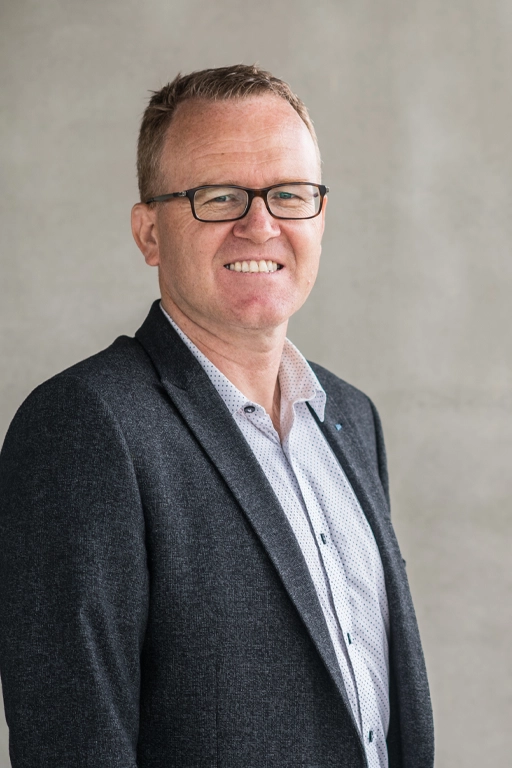 vanhout.pro - Wie We Zijn