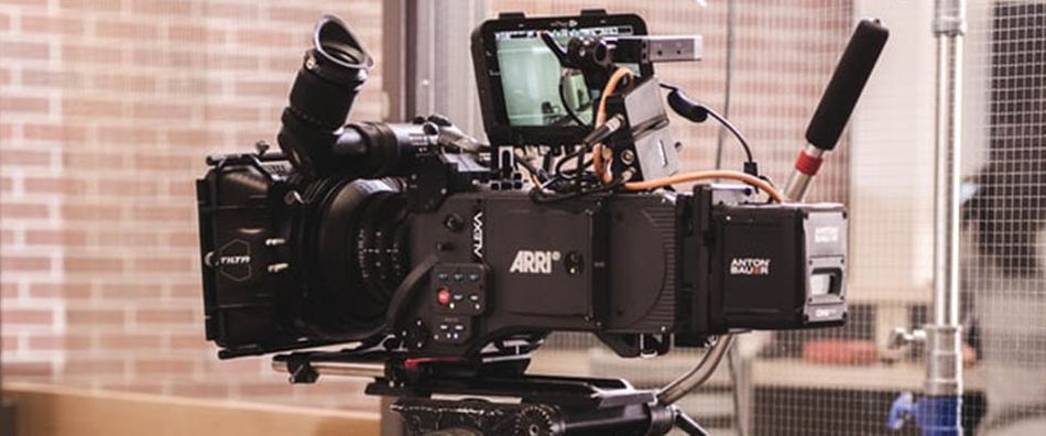 Lessons Motion Designers Learn from Hollywood - Lenses