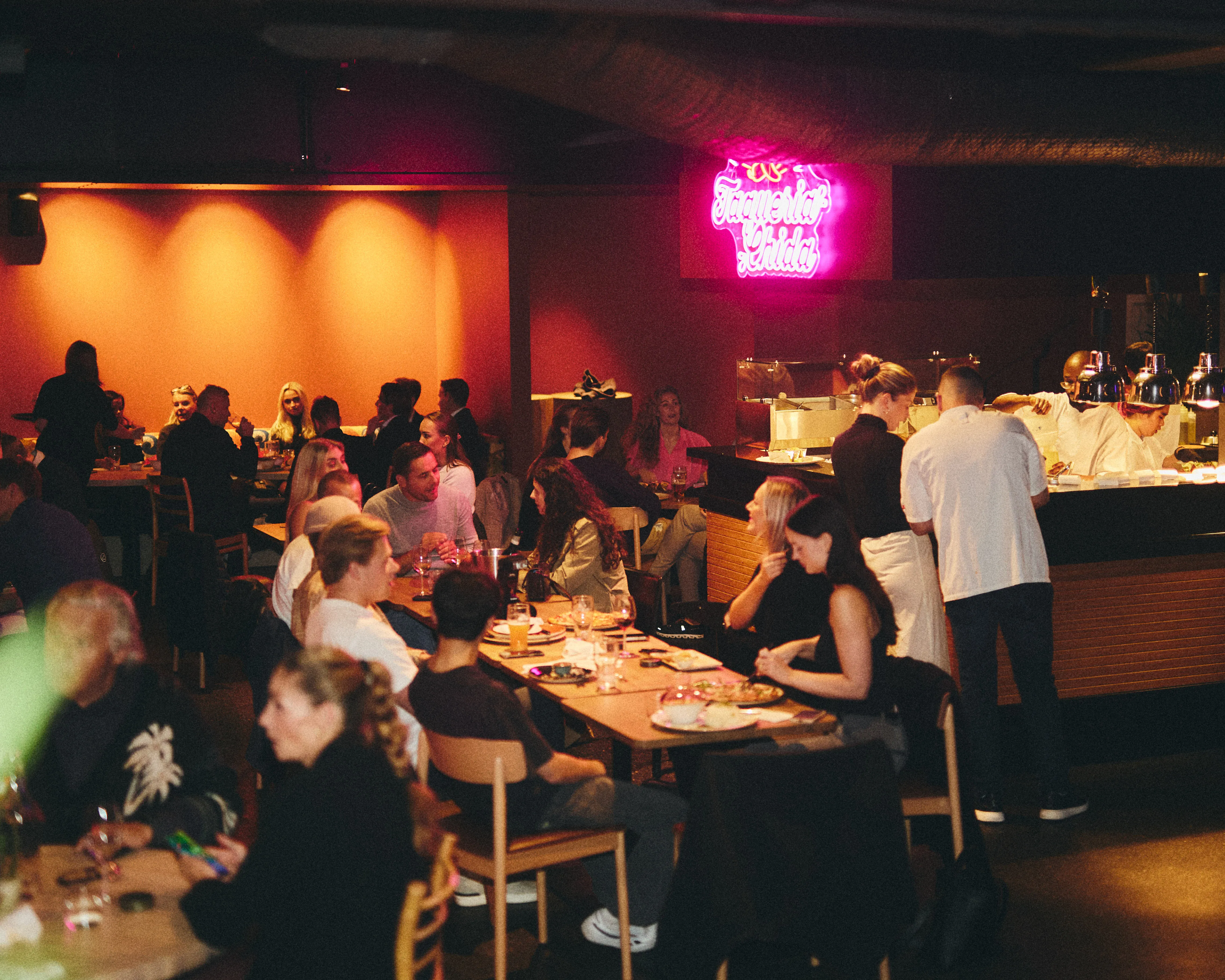 Paleet Food Hall | Om oss