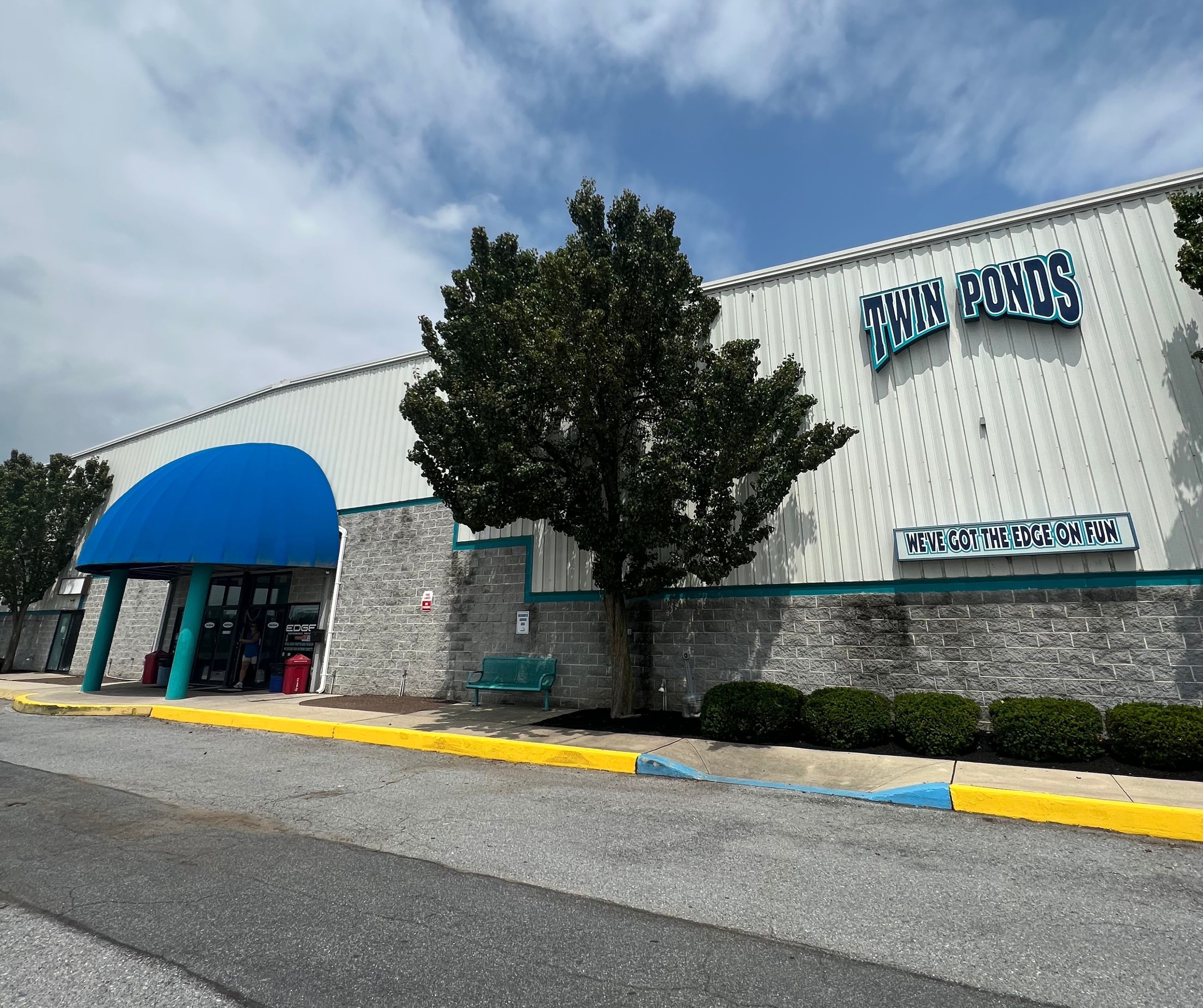 Twin Ponds Ice Arena - Home