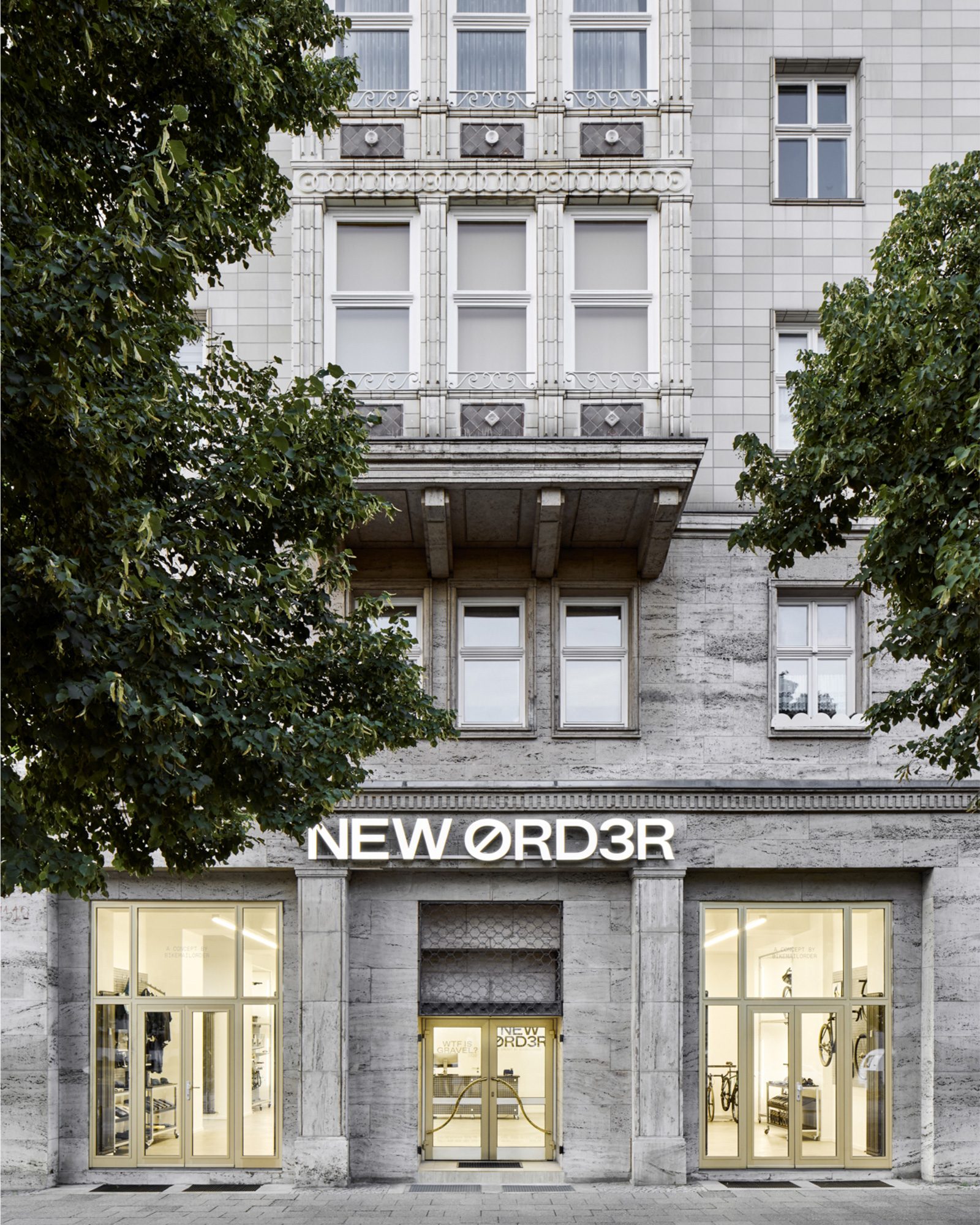 ADLIPS BRANDING STUDIO