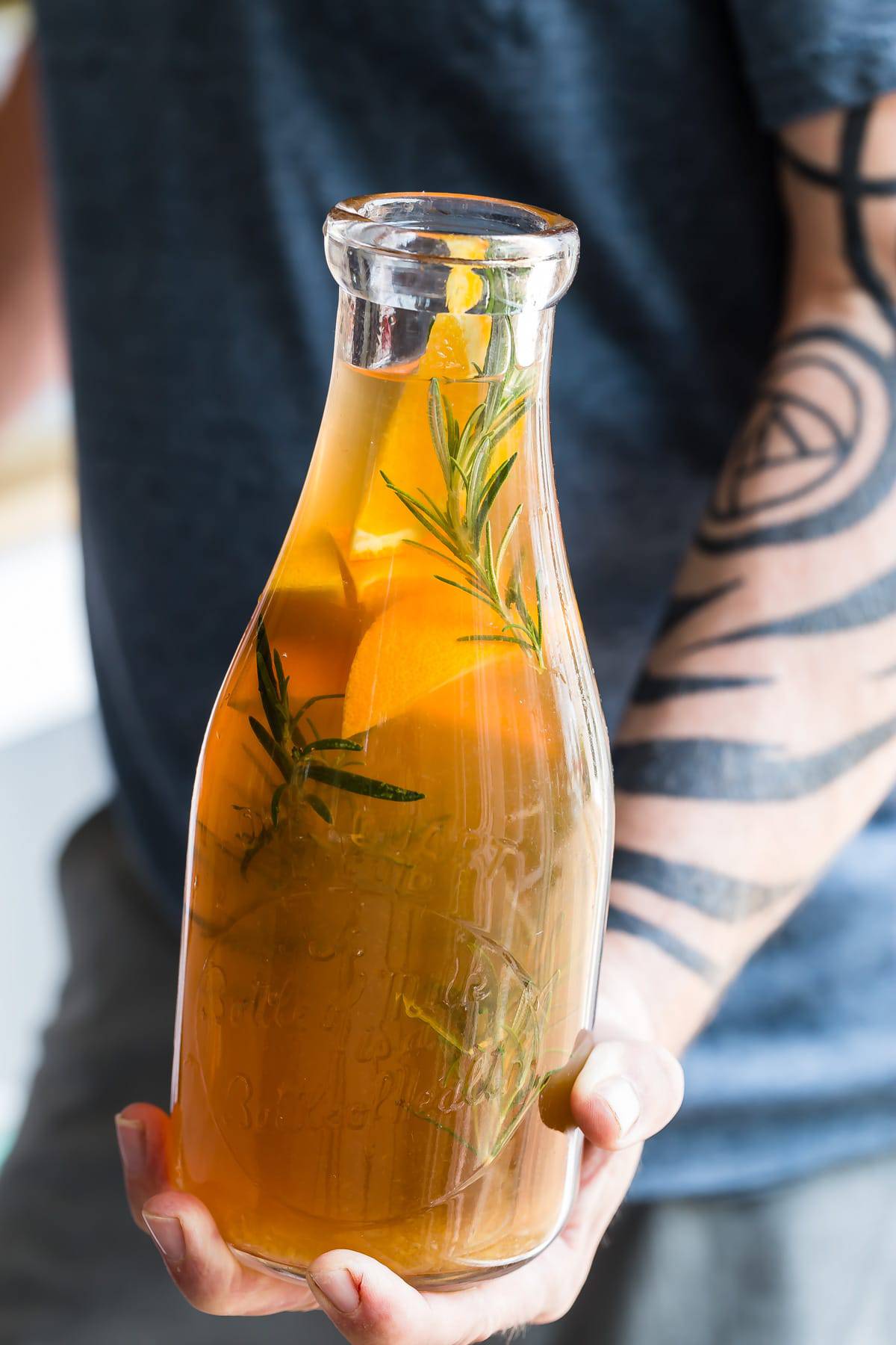 Easy Peach Texas Tea with Rosemary - Foodness Gracious